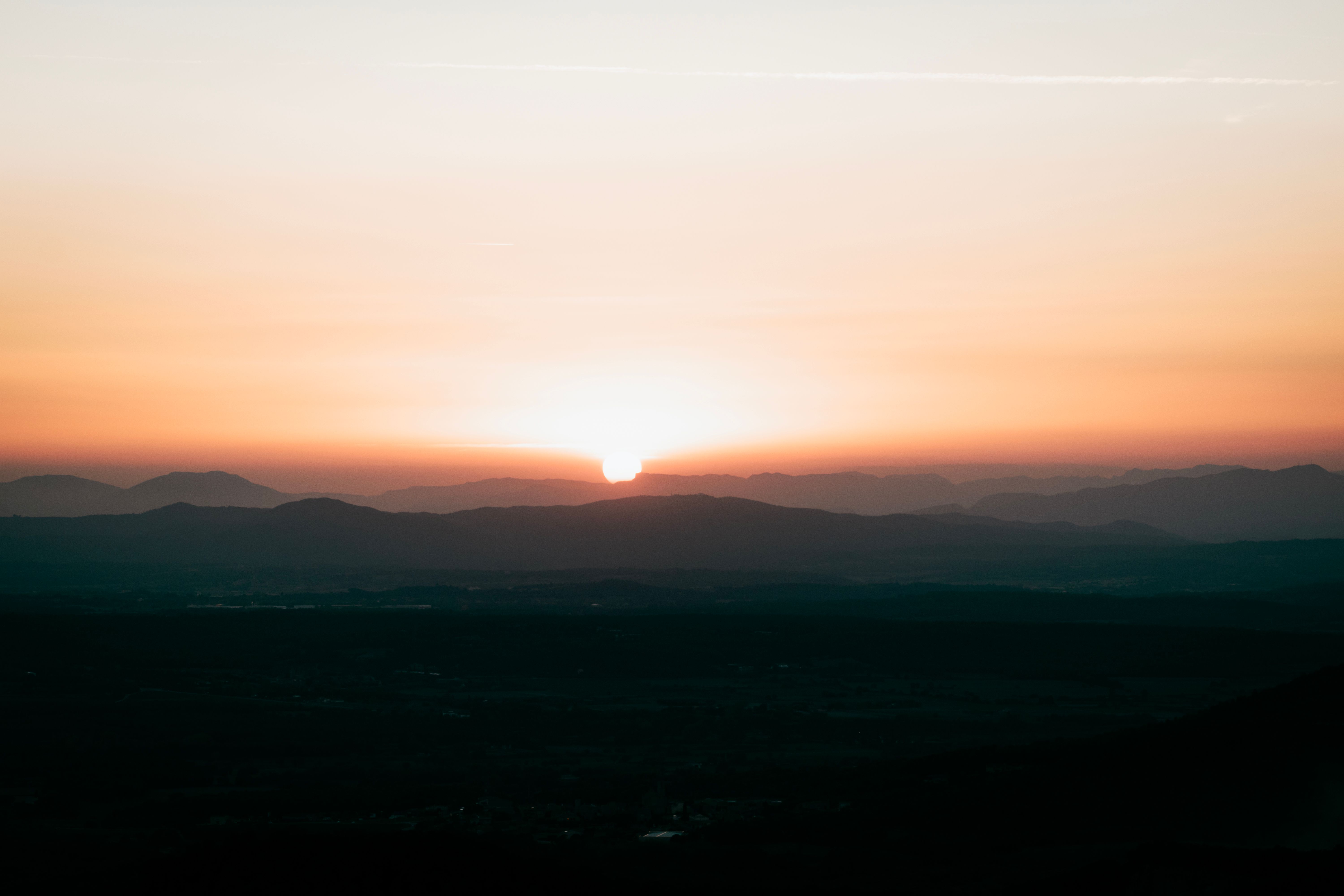 Stunning Mountain Sunset Landscape View · Free Stock Photo