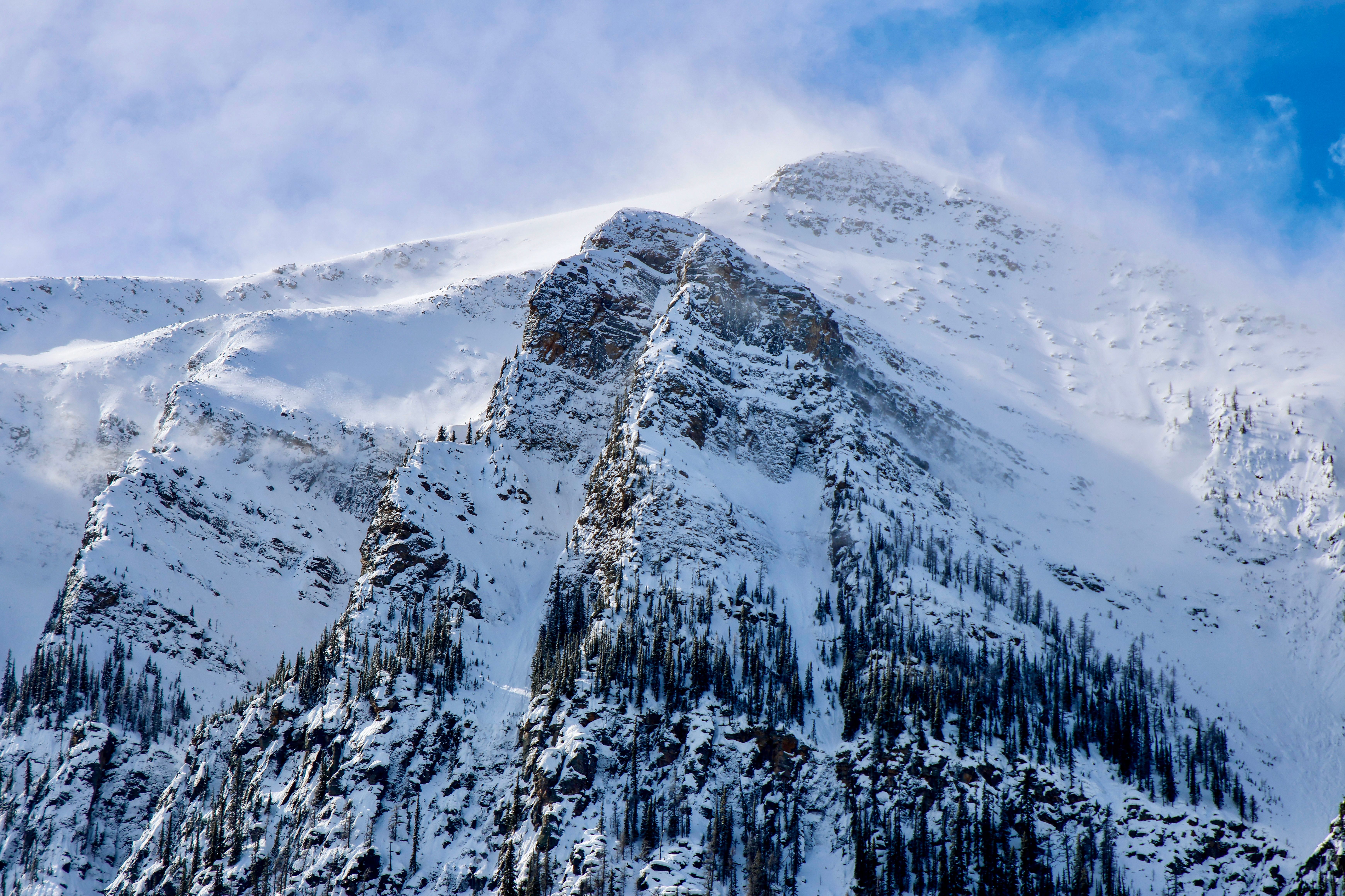 Majestic Snowy Peaks of Lake Louise · Free Stock Photo