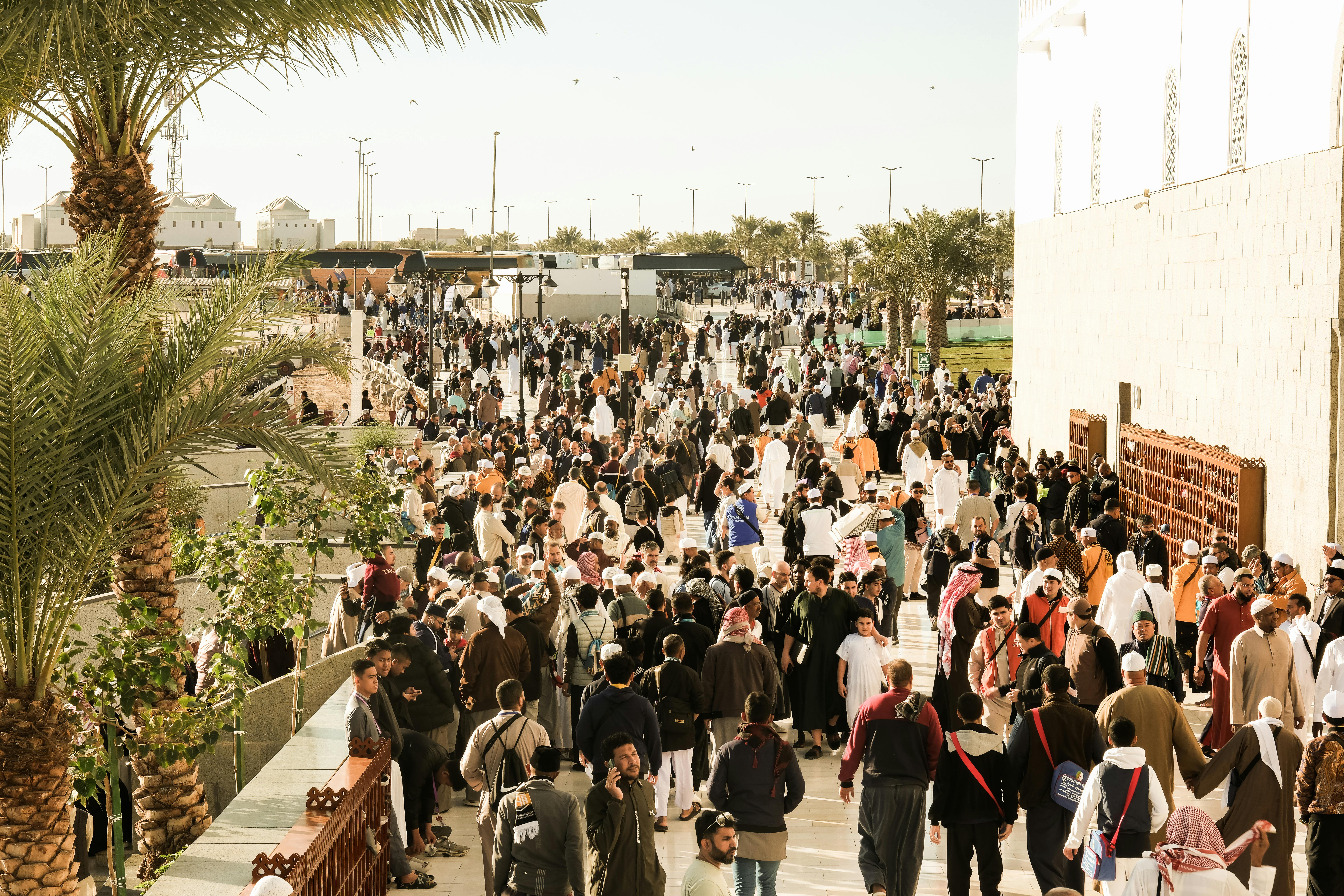 Crowded Street Scene in Saudi Arabia · Free Stock Photo
