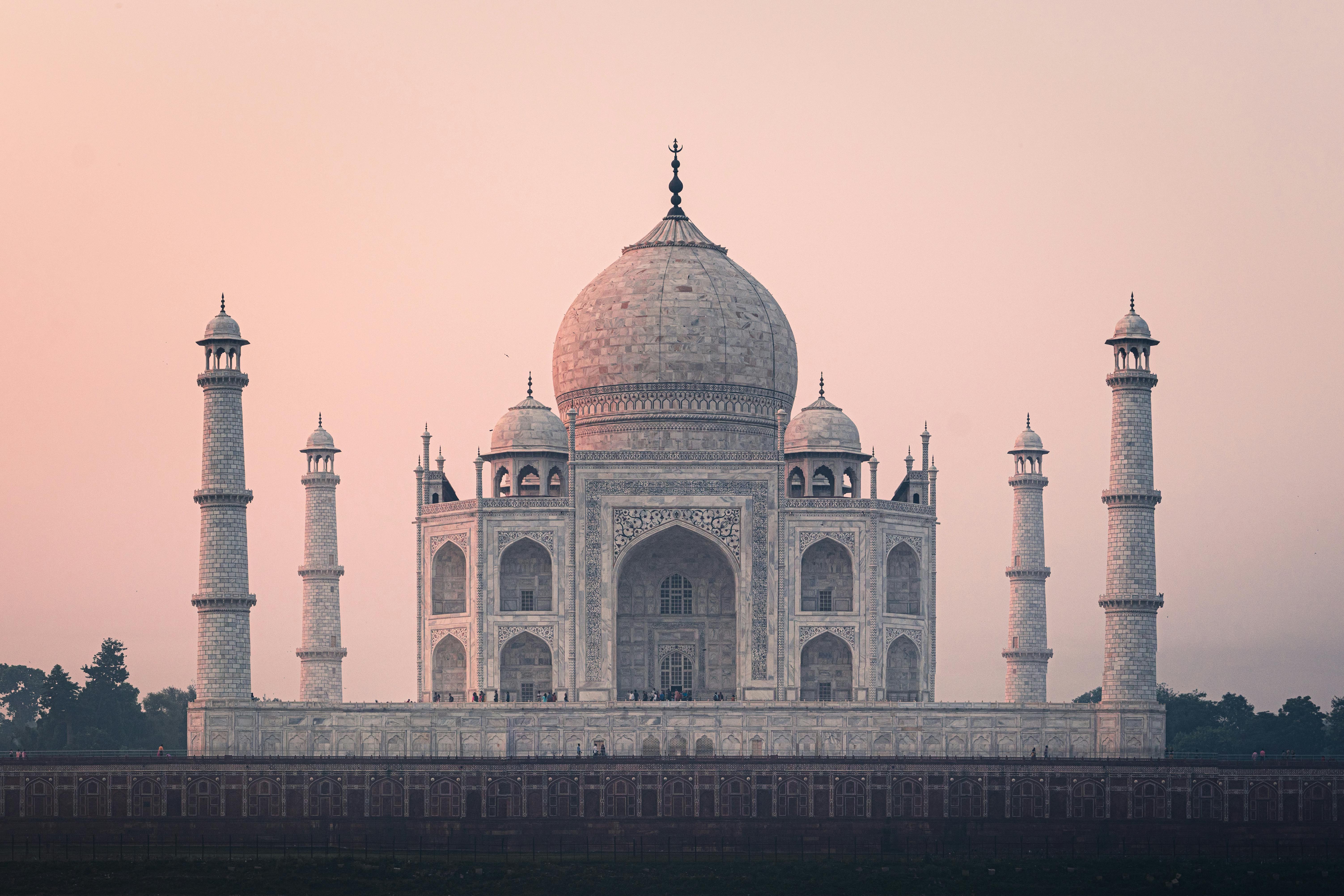 Taj Mahal Lúc Bình Minh: Di Tích Mang Tính Biểu Tượng Của ấn độ · Ảnh có sẵn miễn phí