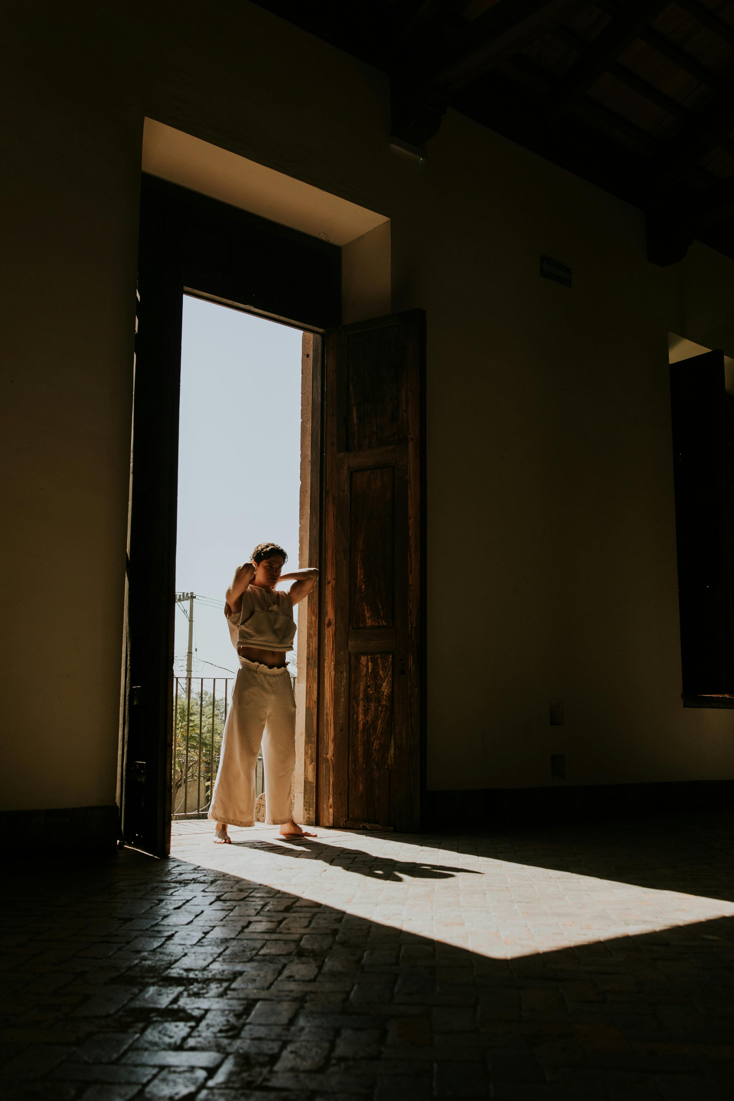 Standing Pose Man Photos, Download The BEST Free Standing Pose Man ...