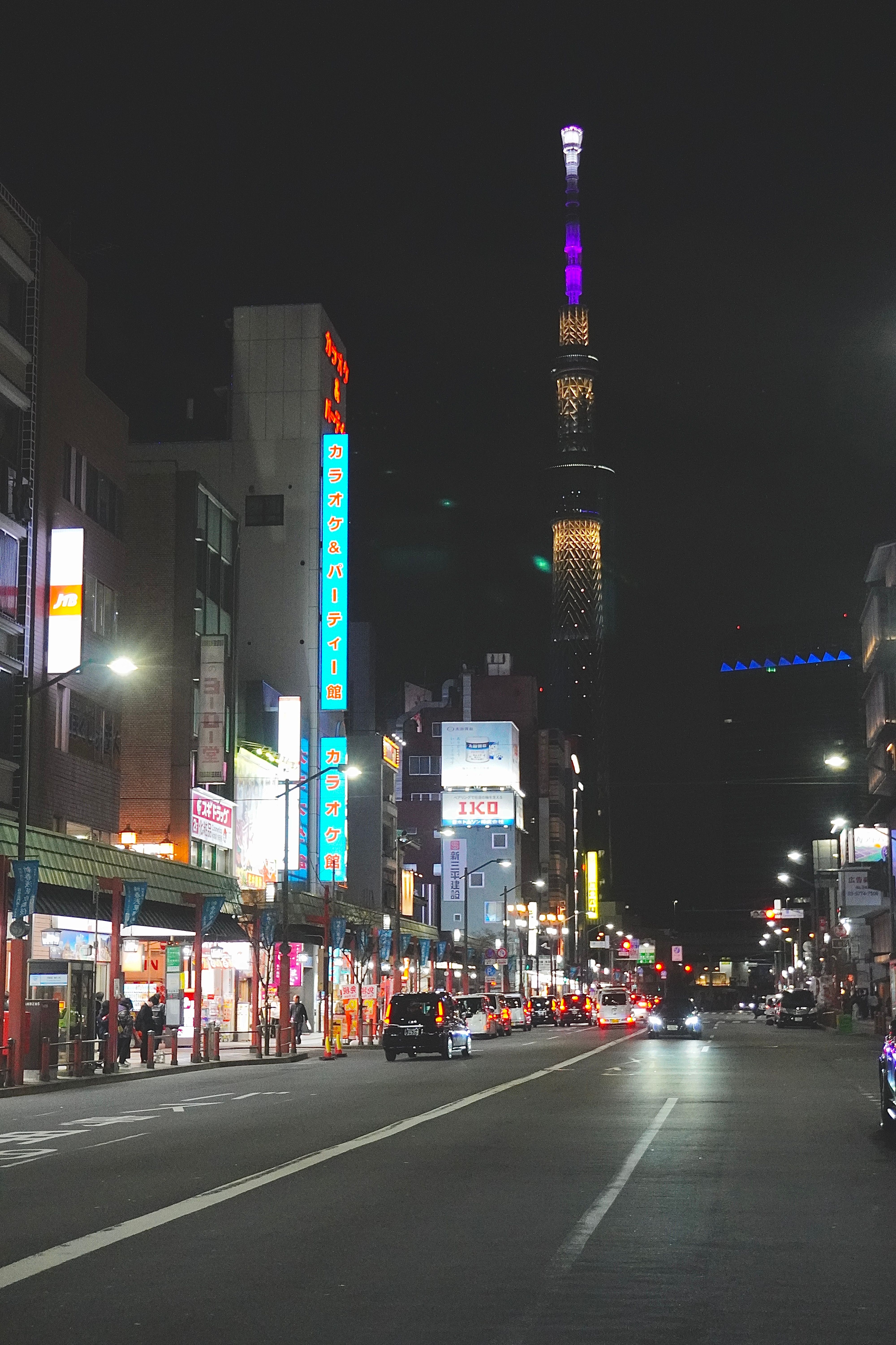 Bright Tokyo Street with Skytree at Night · Free Stock Photo