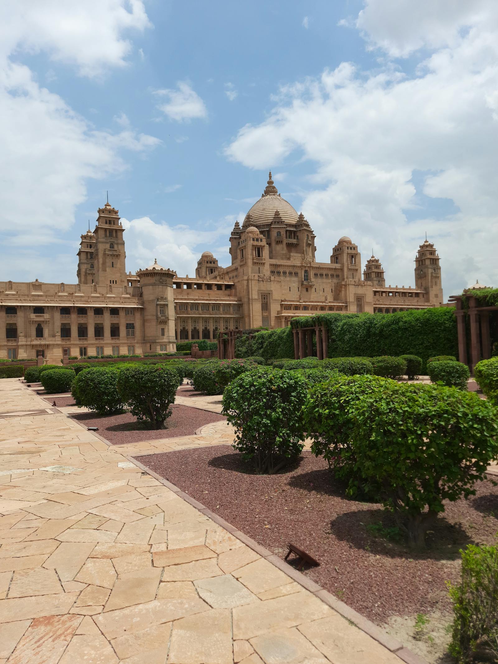 Rajwada Palace Indore India Photos, Download The BEST Free Rajwada ...