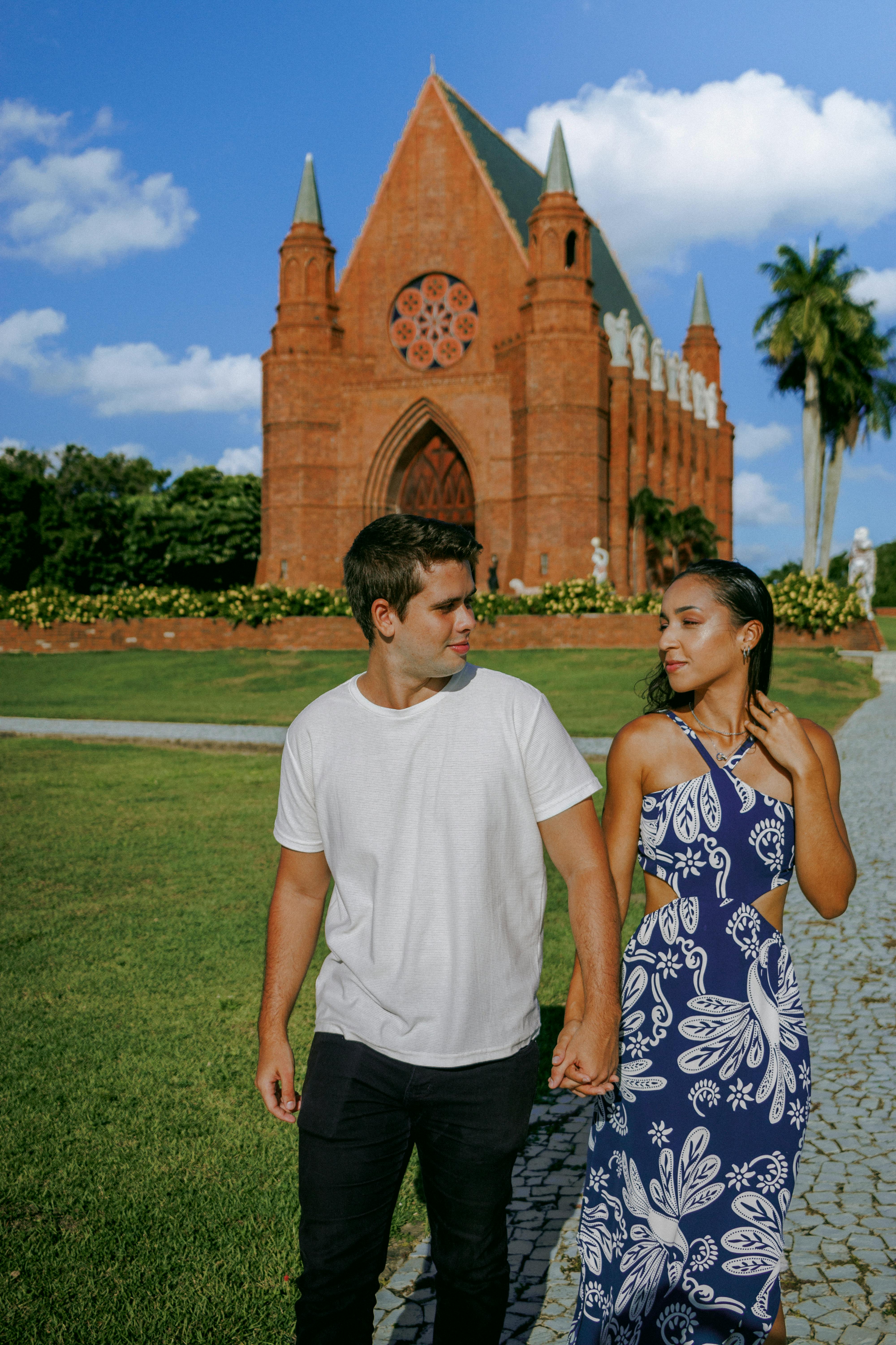 Couple Missing Each Other Photos, Download The BEST Free Couple Missing ...