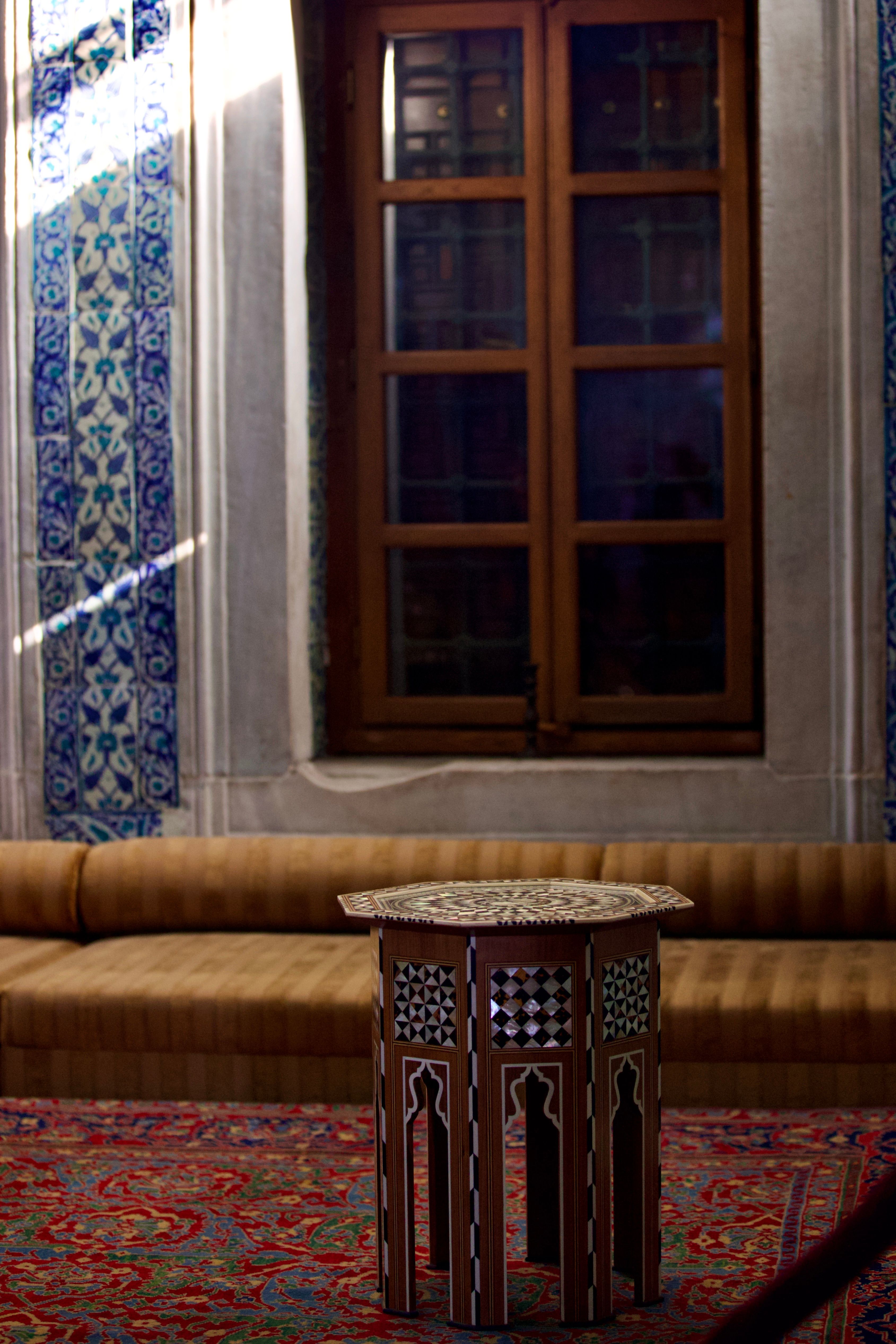 Ornate Middle Eastern Room with Wooden Table · Free Stock Photo