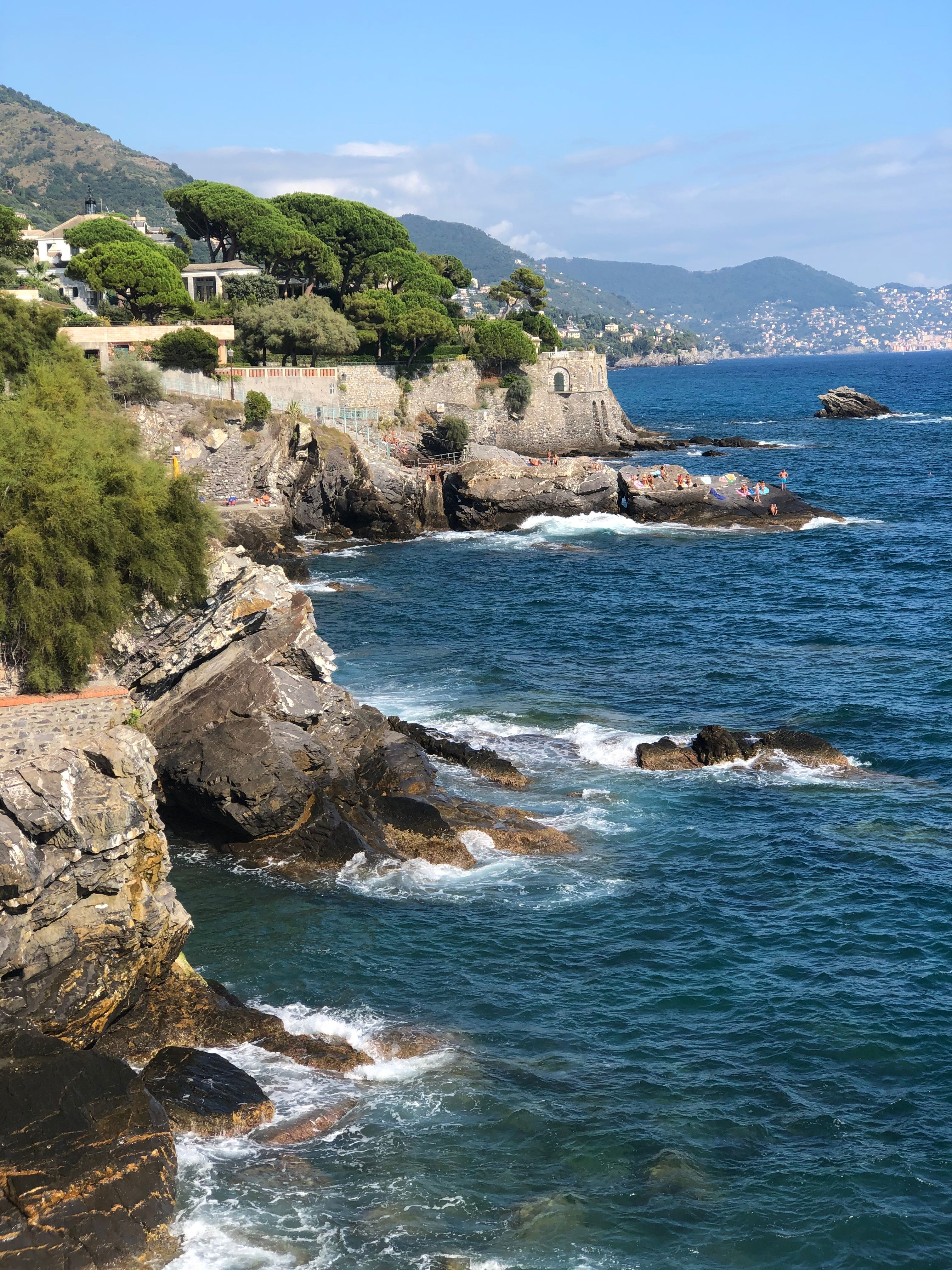 Scenic Italian Coastline with Rocky Cliffs · Free Stock Photo