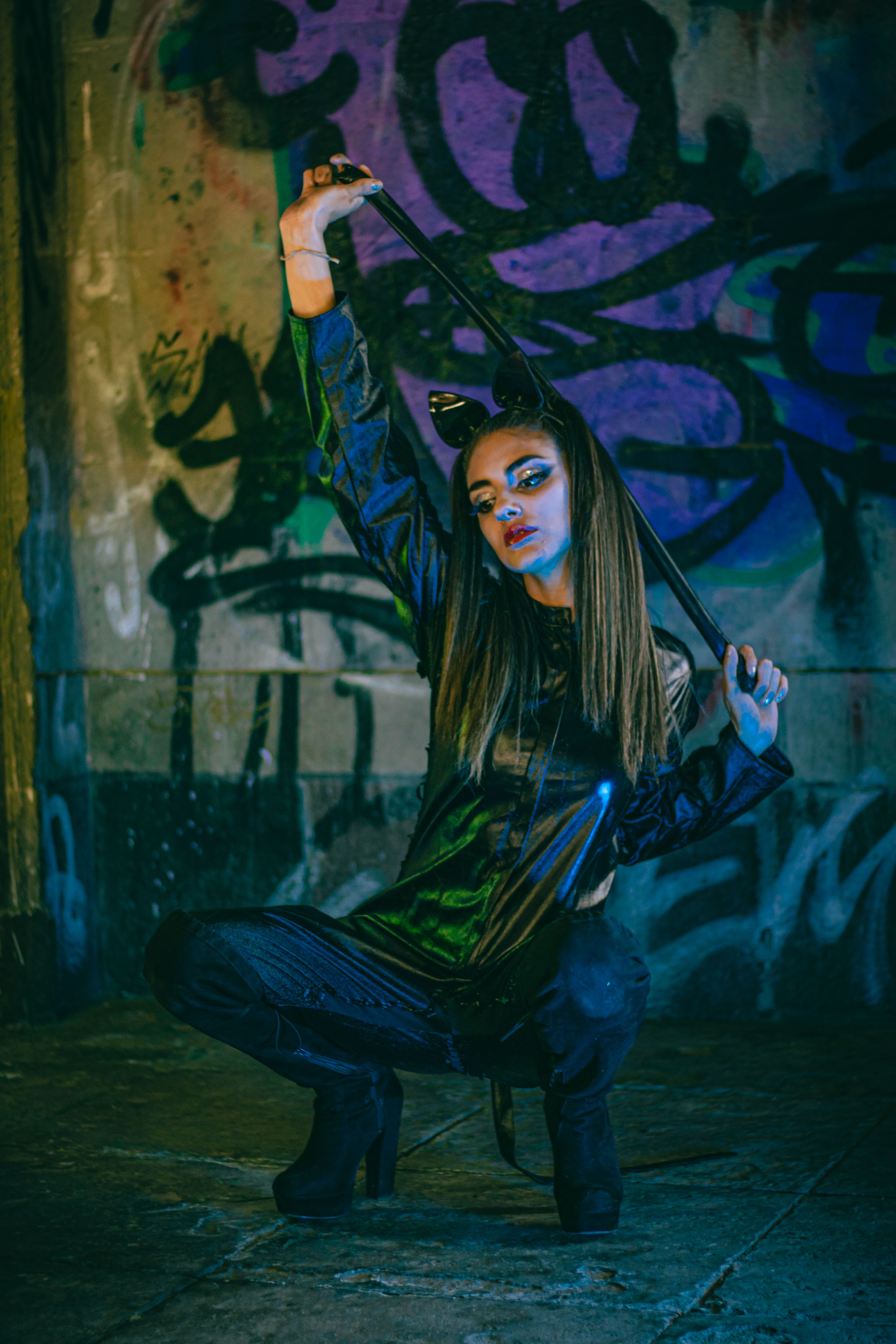 Cosplay Performer in Urban Graffiti Setting · Free Stock Photo