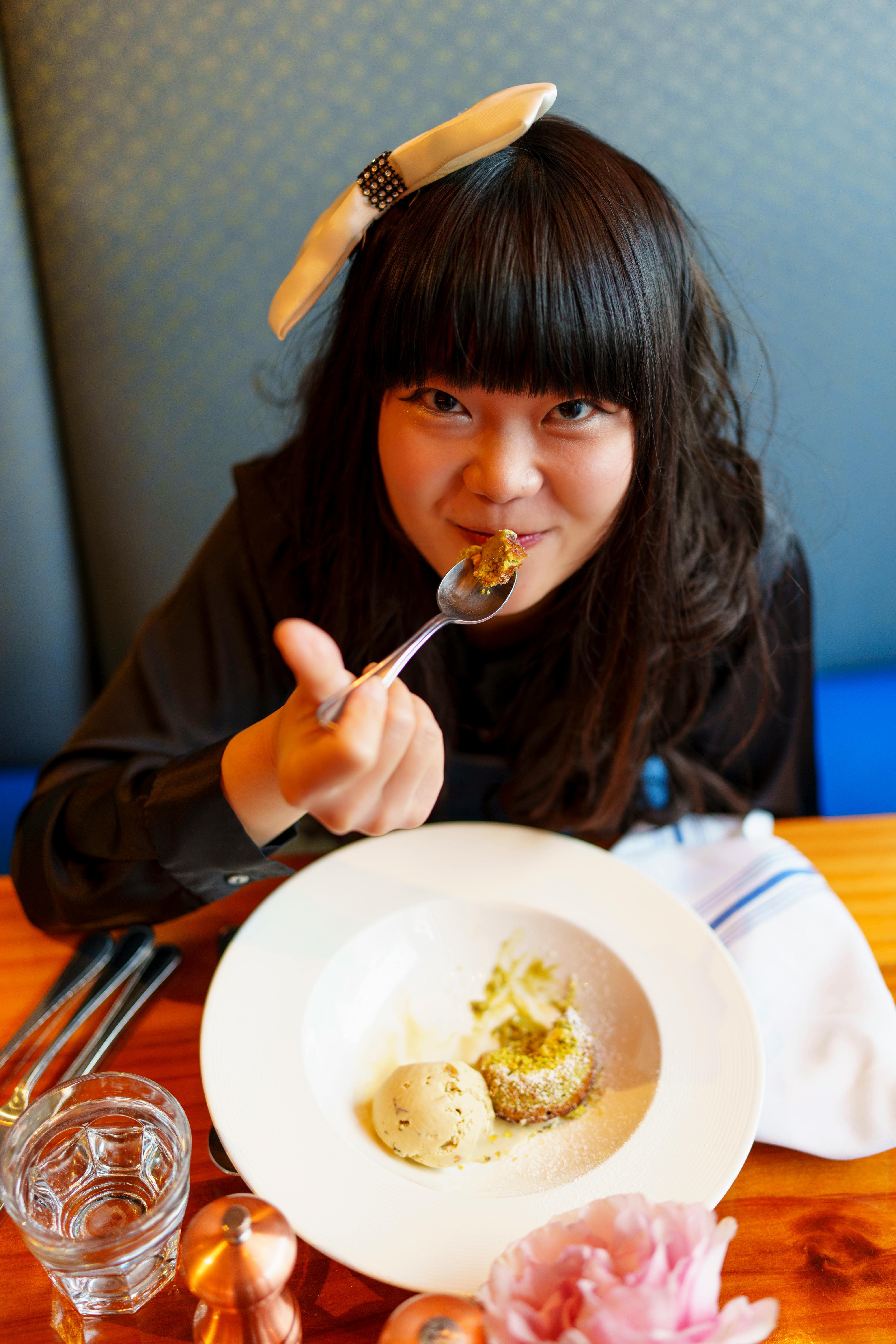 Someone Eating Pistachio Chocolate Photos, Download The BEST Free ...