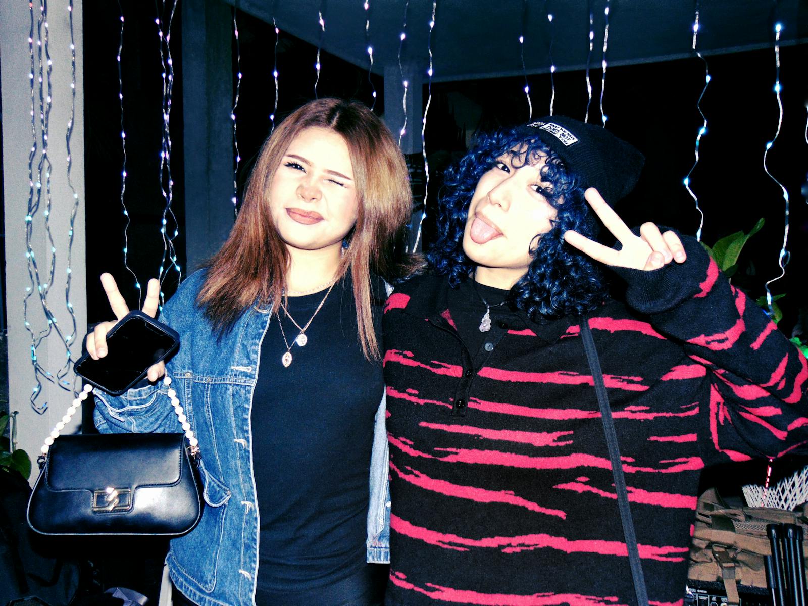 Peace Sign Photos, Download The BEST Free Peace Sign Stock Photos & HD ...