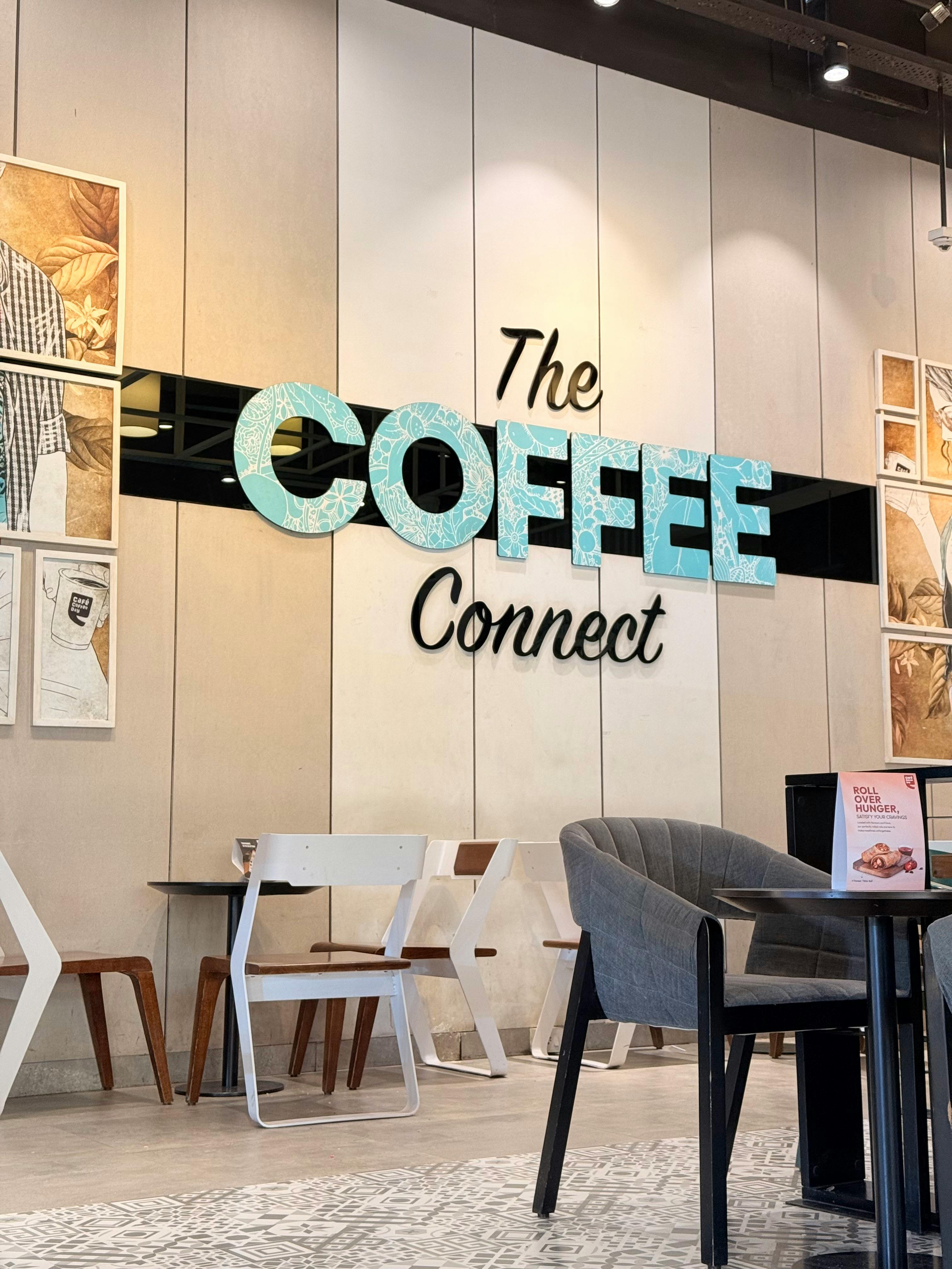 Chic Tables Photos, Download The BEST Free Chic Tables Stock Photos ...