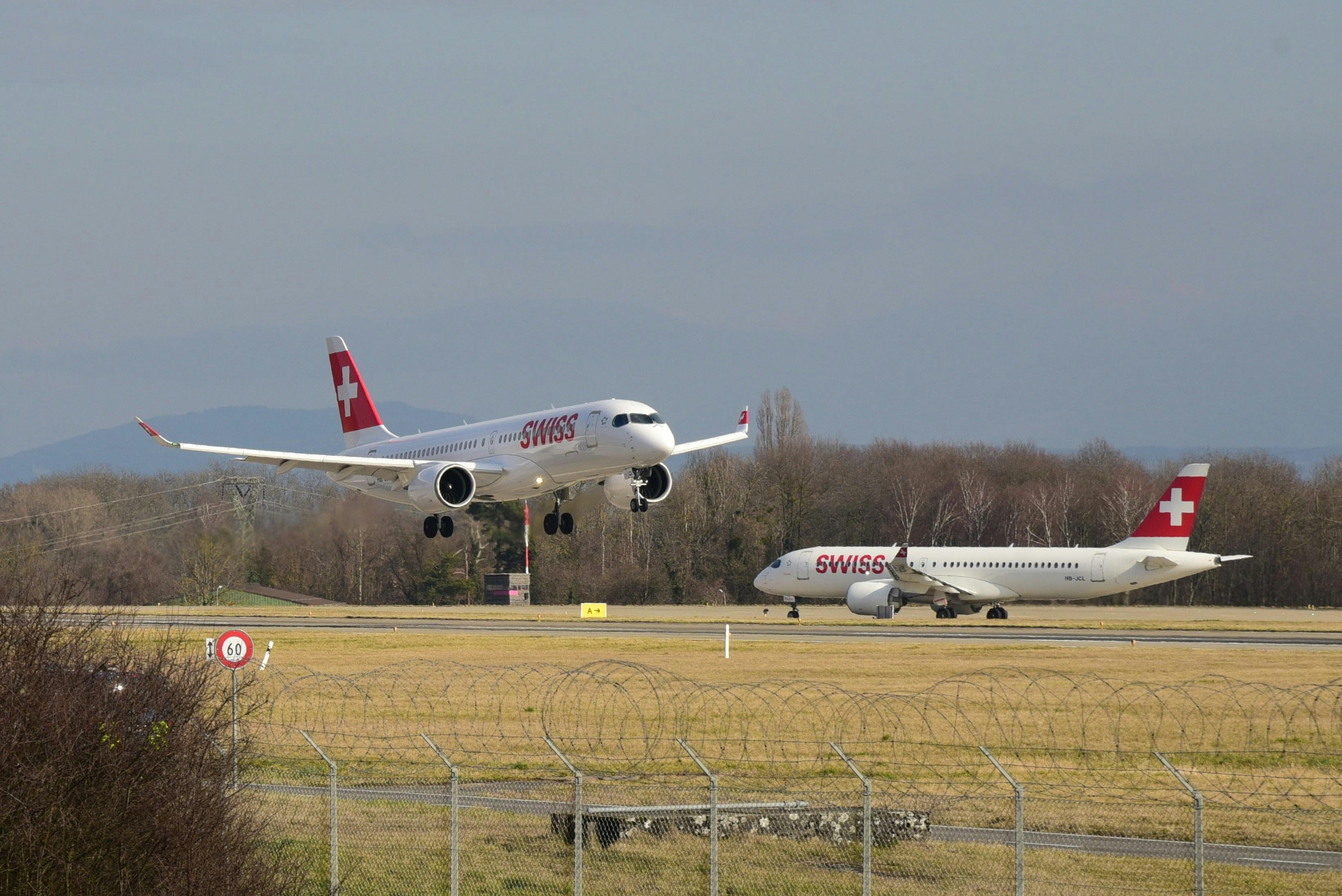 Swiss Airlines Jet Landing at Geneva Airport · Free Stock Photo