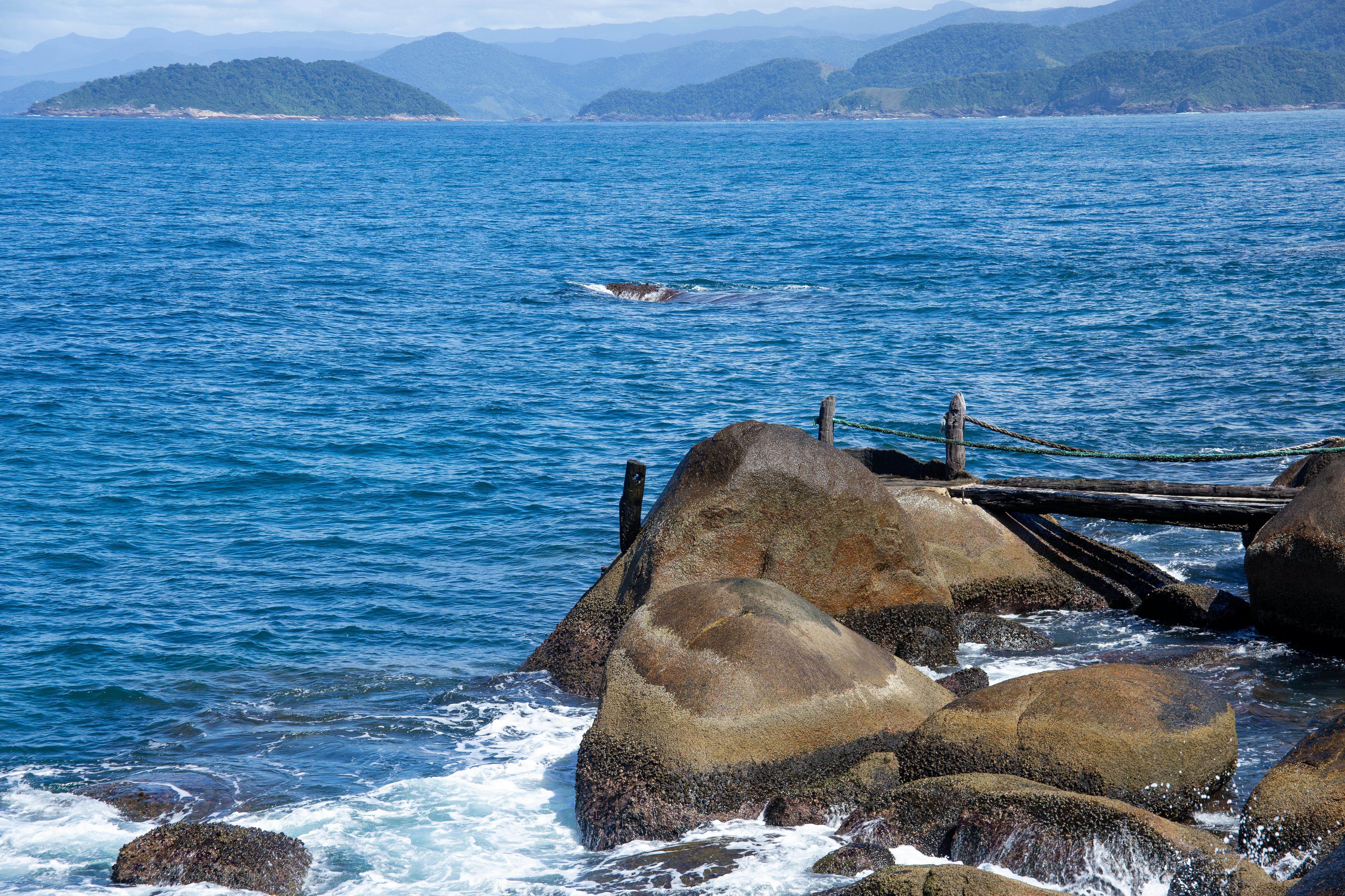 Flipping Rocks Photos, Download The BEST Free Flipping Rocks Stock ...