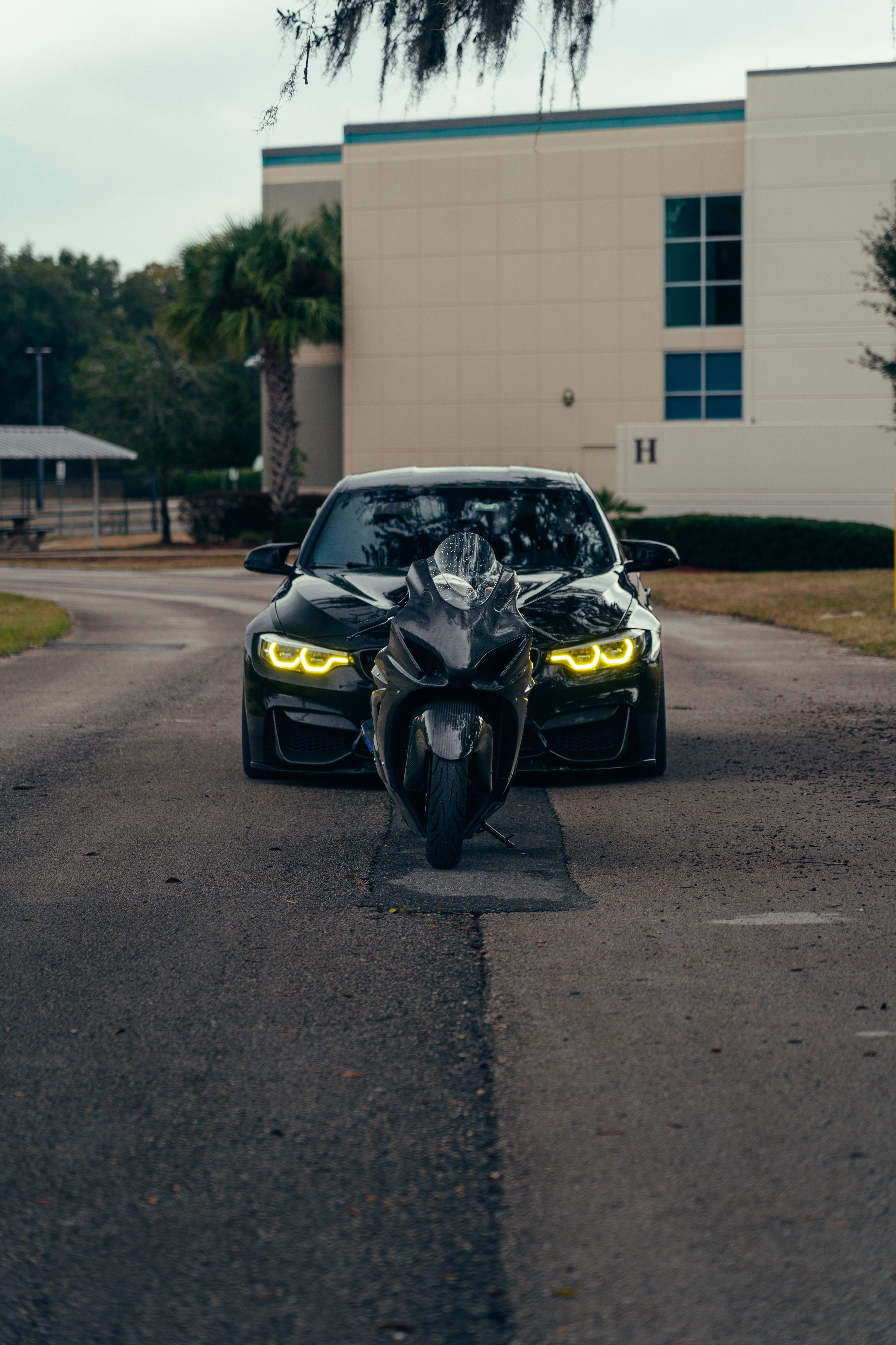 Zoom Backgrounds Motorcycle Photos, Download The BEST Free Zoom ...