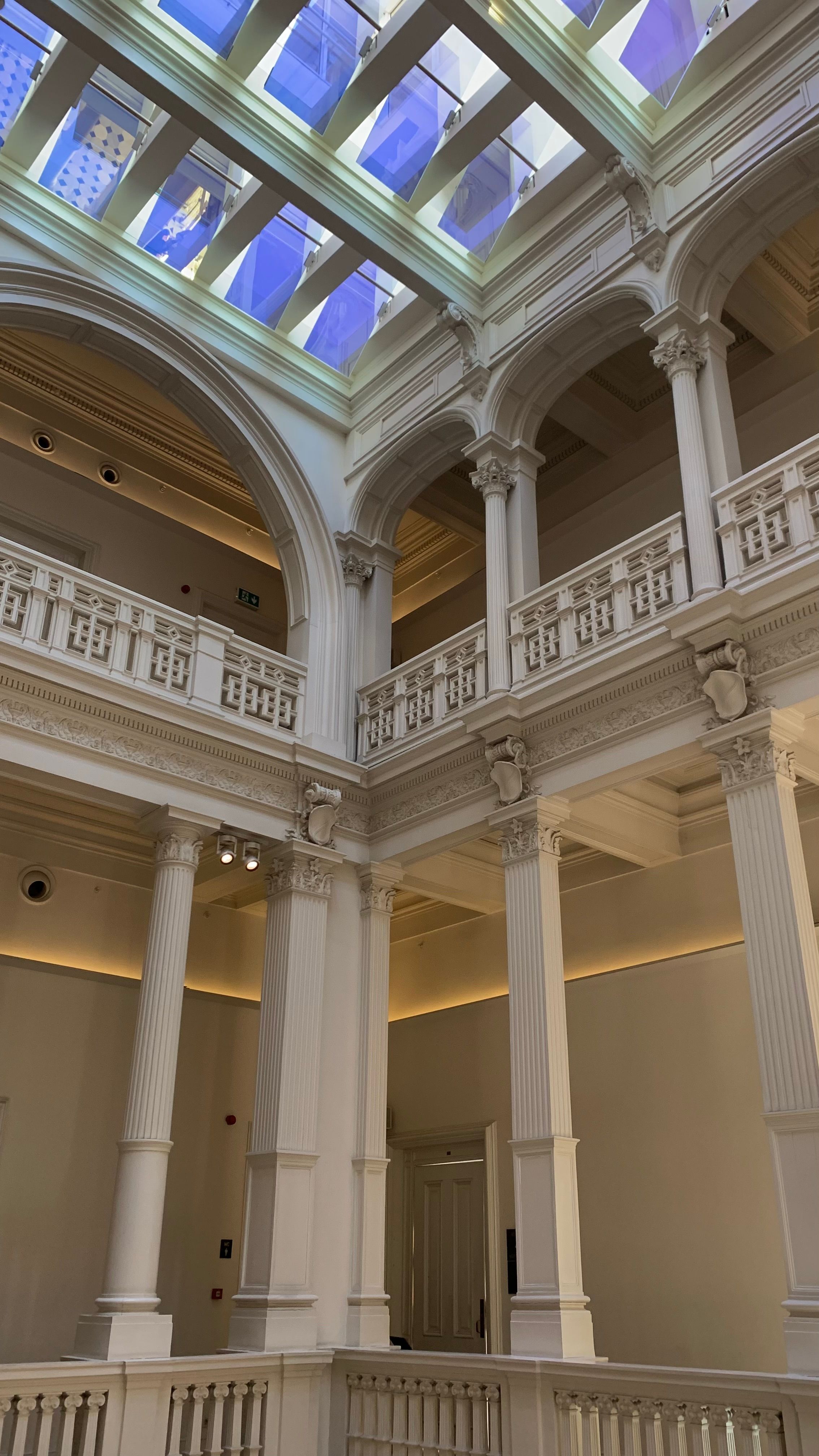Elegant Interior of Neoclassical Architecture · Free Stock Photo