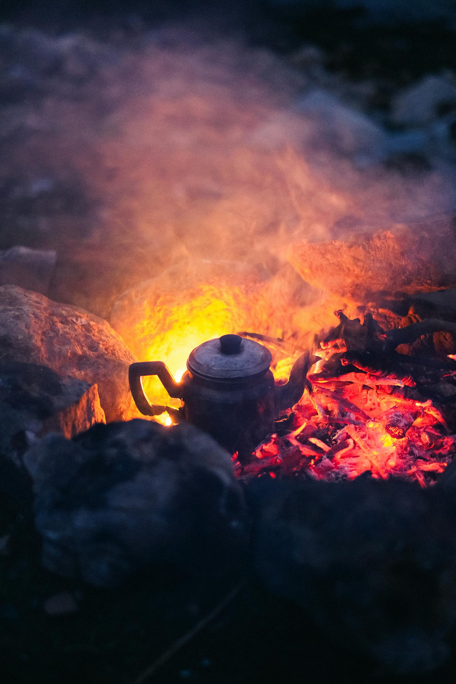 Fire Camp 8k Photos, Download The BEST Free Fire Camp 8k Stock Photos ...