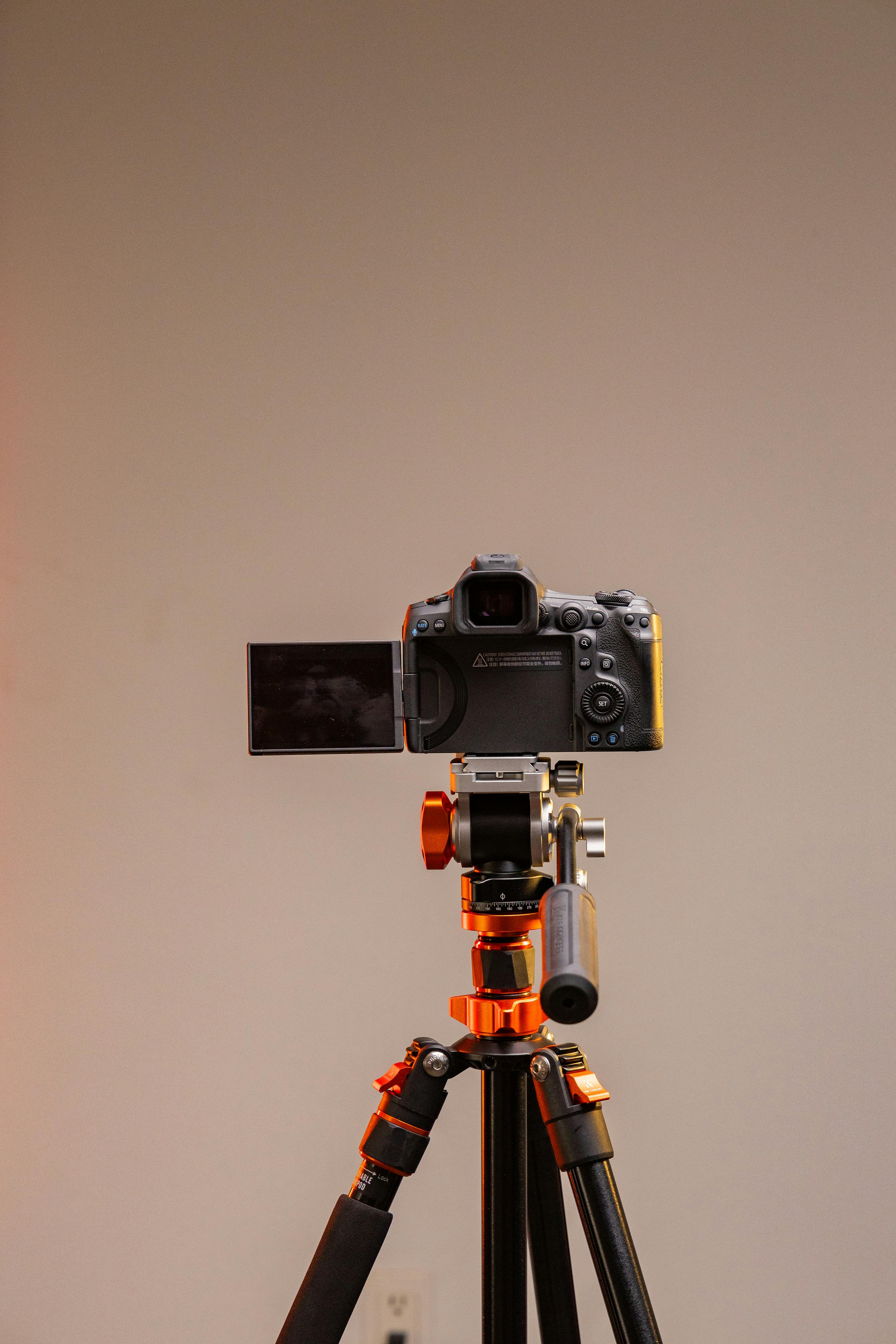 Professional Camera Setup on Tripod in Studio · Free Stock Photo