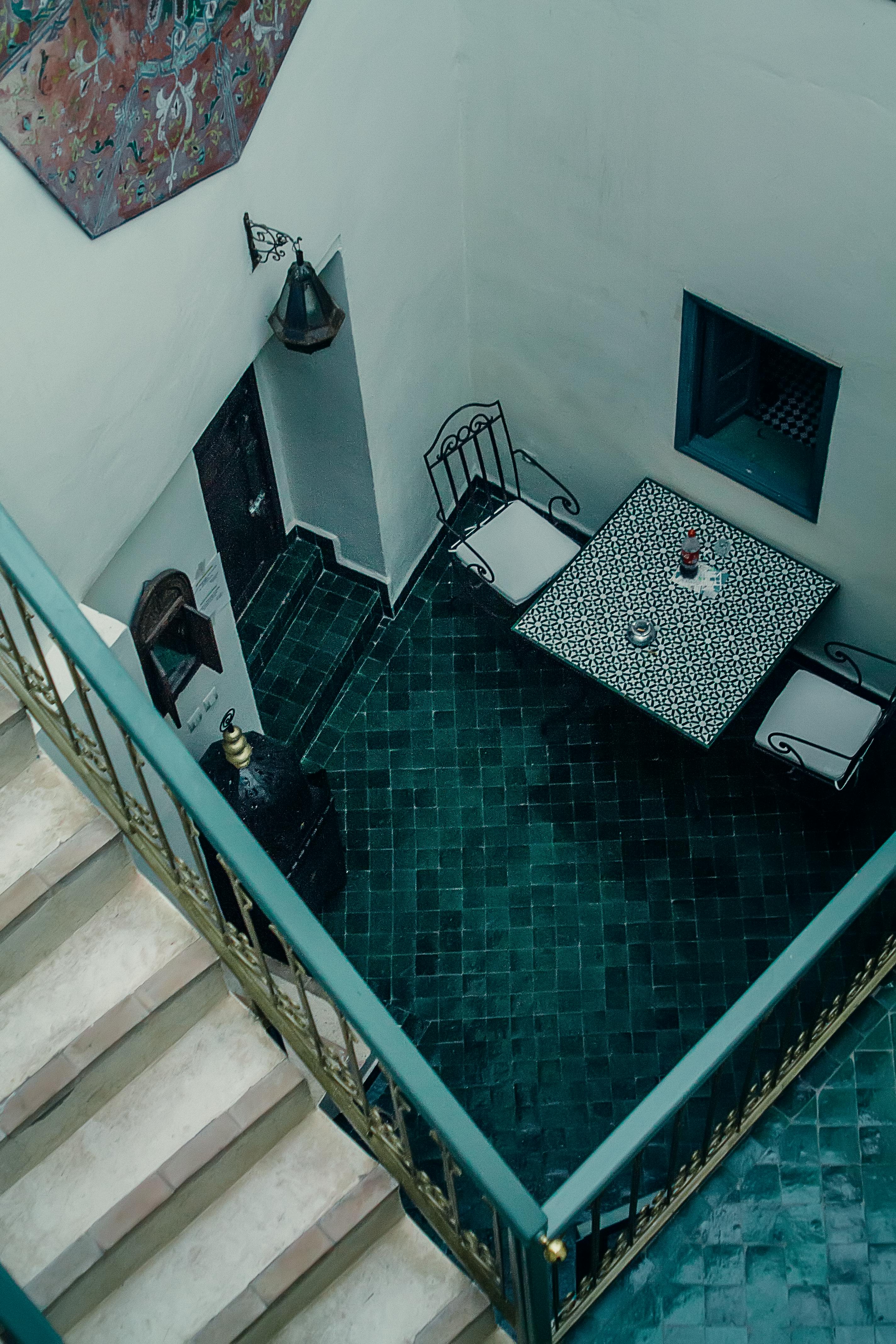 Elegant Moroccan Riad Courtyard with Pool · Free Stock Photo