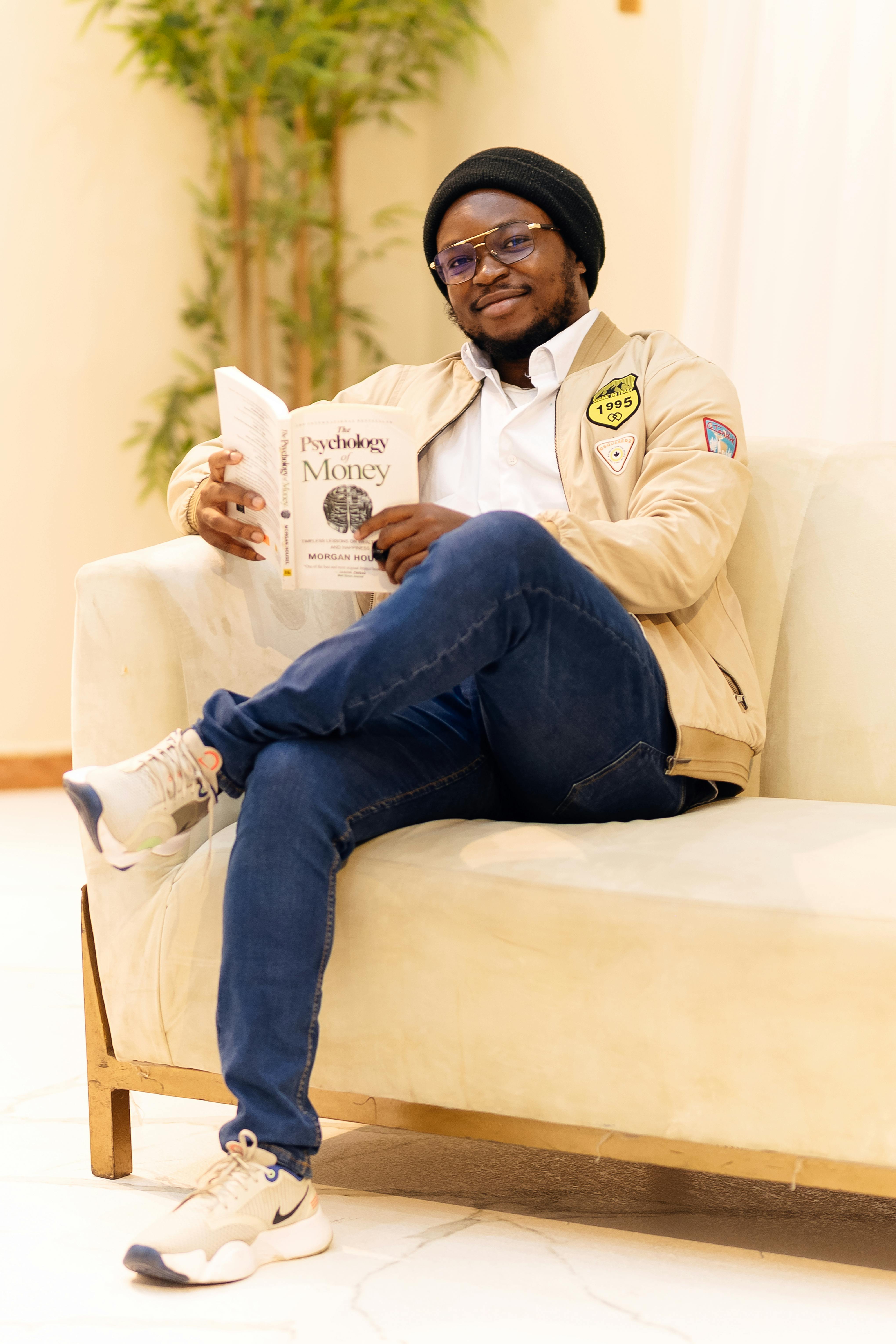 4k Image Of Psychology Of Money Book Photos, Download The BEST Free 4k ...