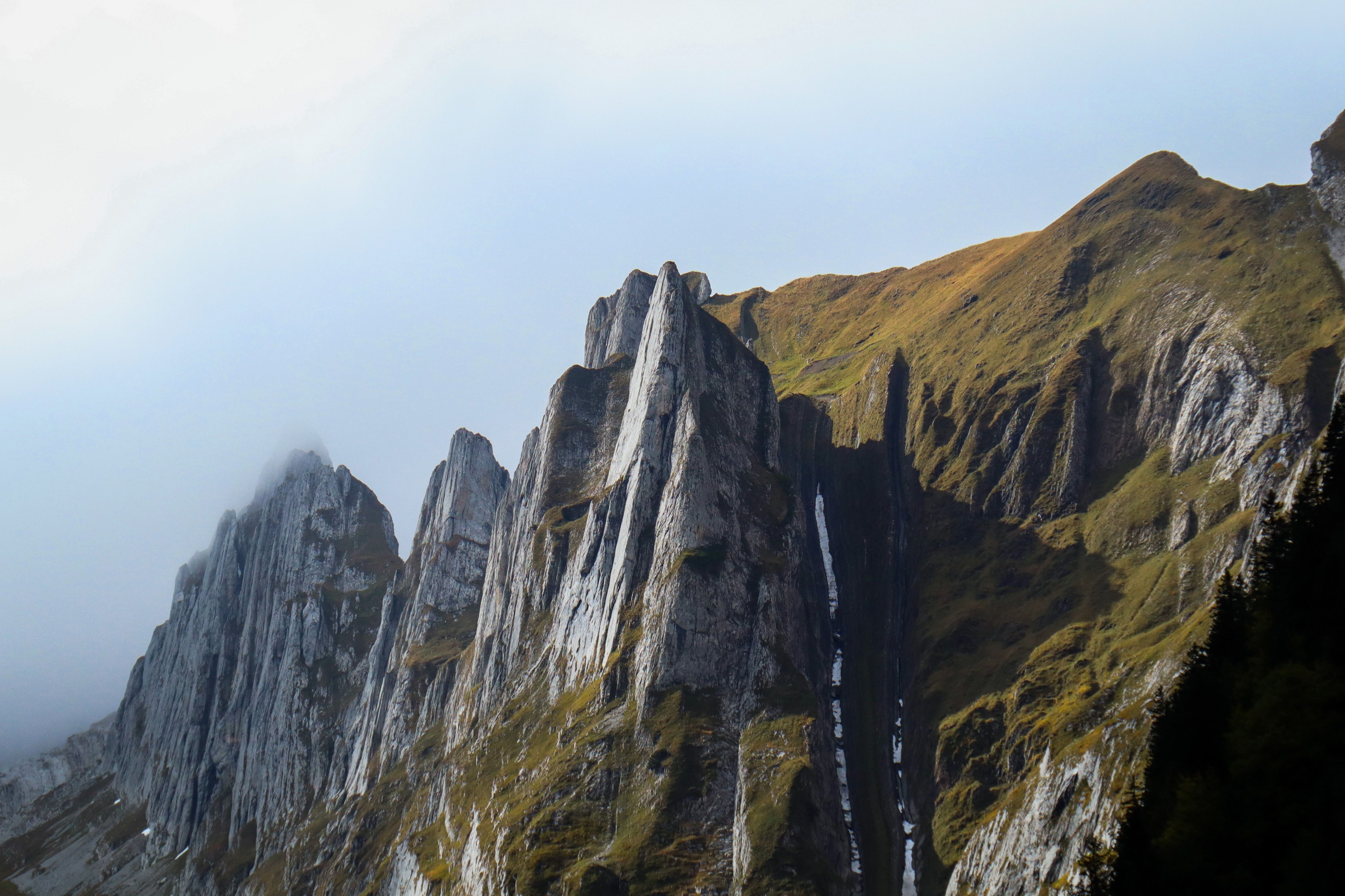 Dramatic Peaks of the Swiss Mountains · Free Stock Photo