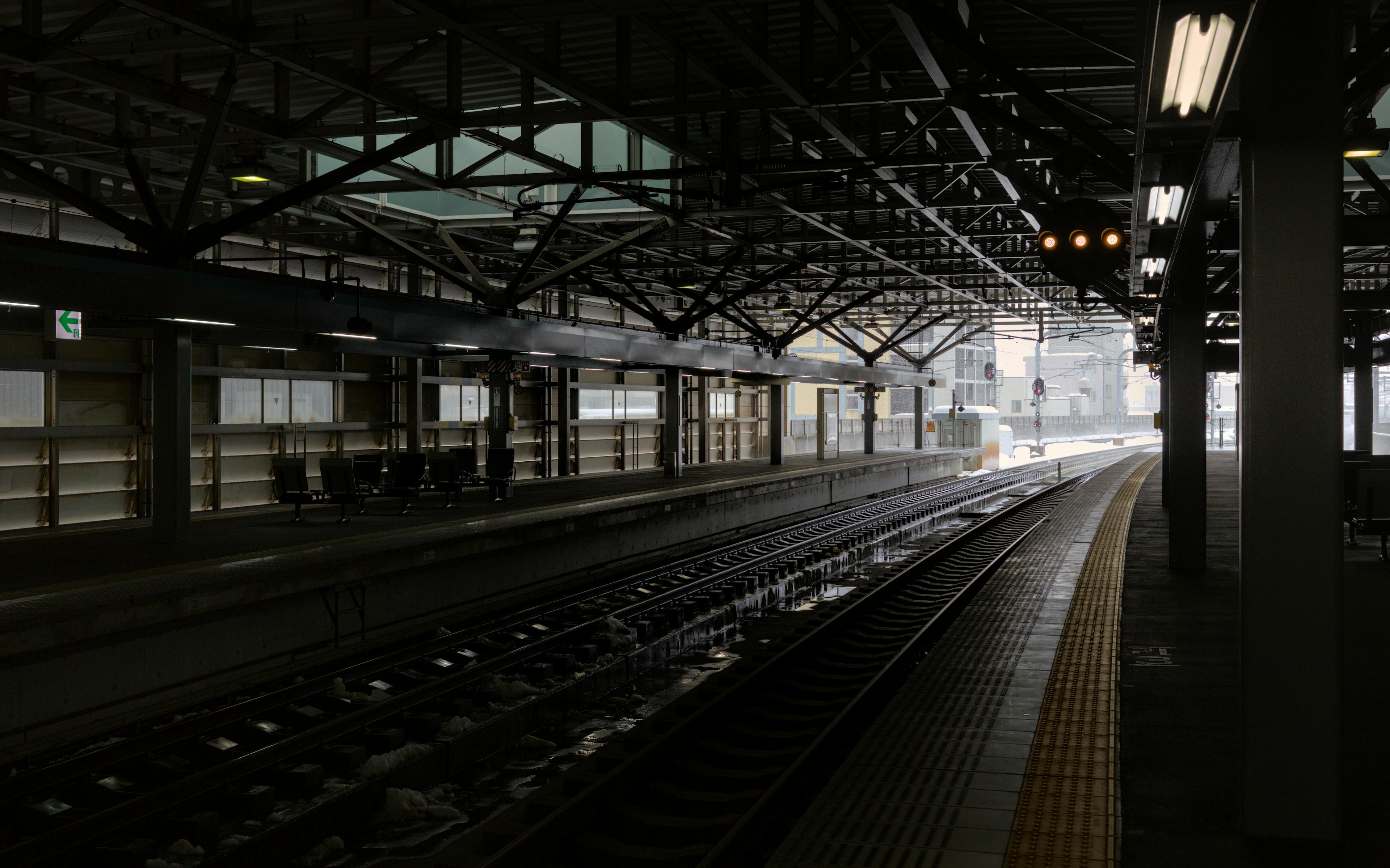 Dimly Lit Train Platform at Tsuruga Station · Free Stock Photo
