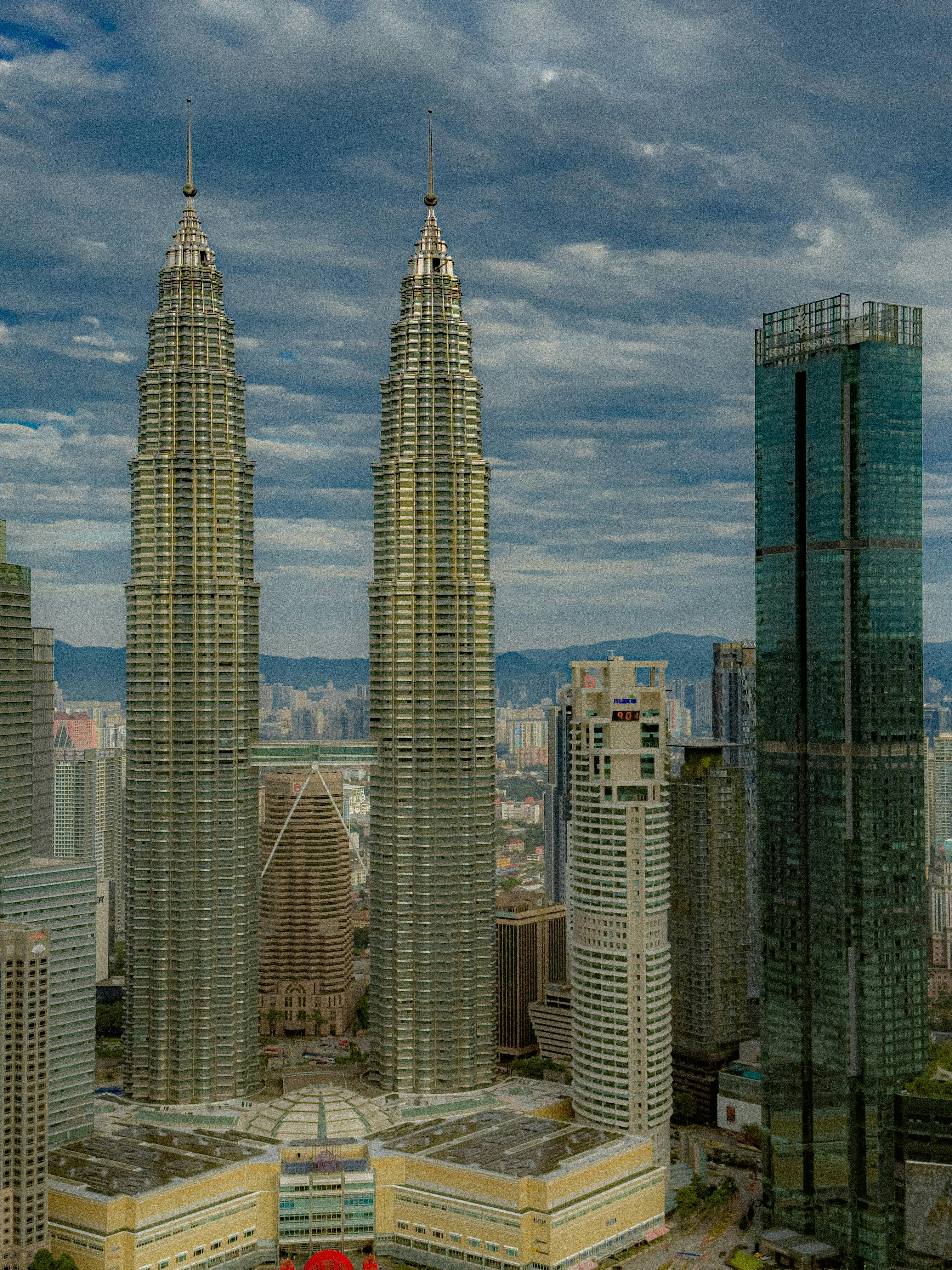 Ridicule Others Photos, Download The BEST Free Ridicule Others Stock ...