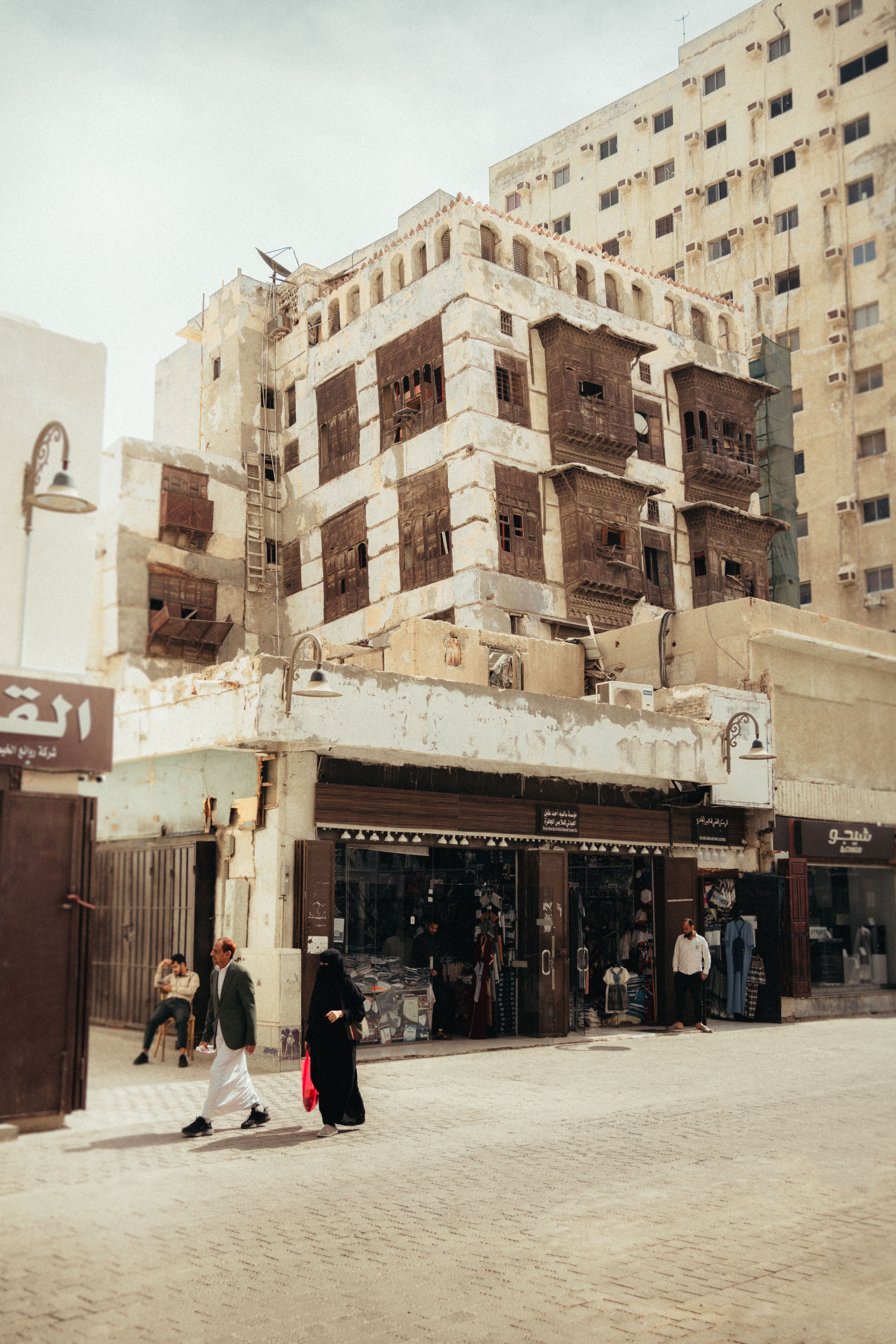 Historic Middle Eastern Urban Architecture Scene · Free Stock Photo