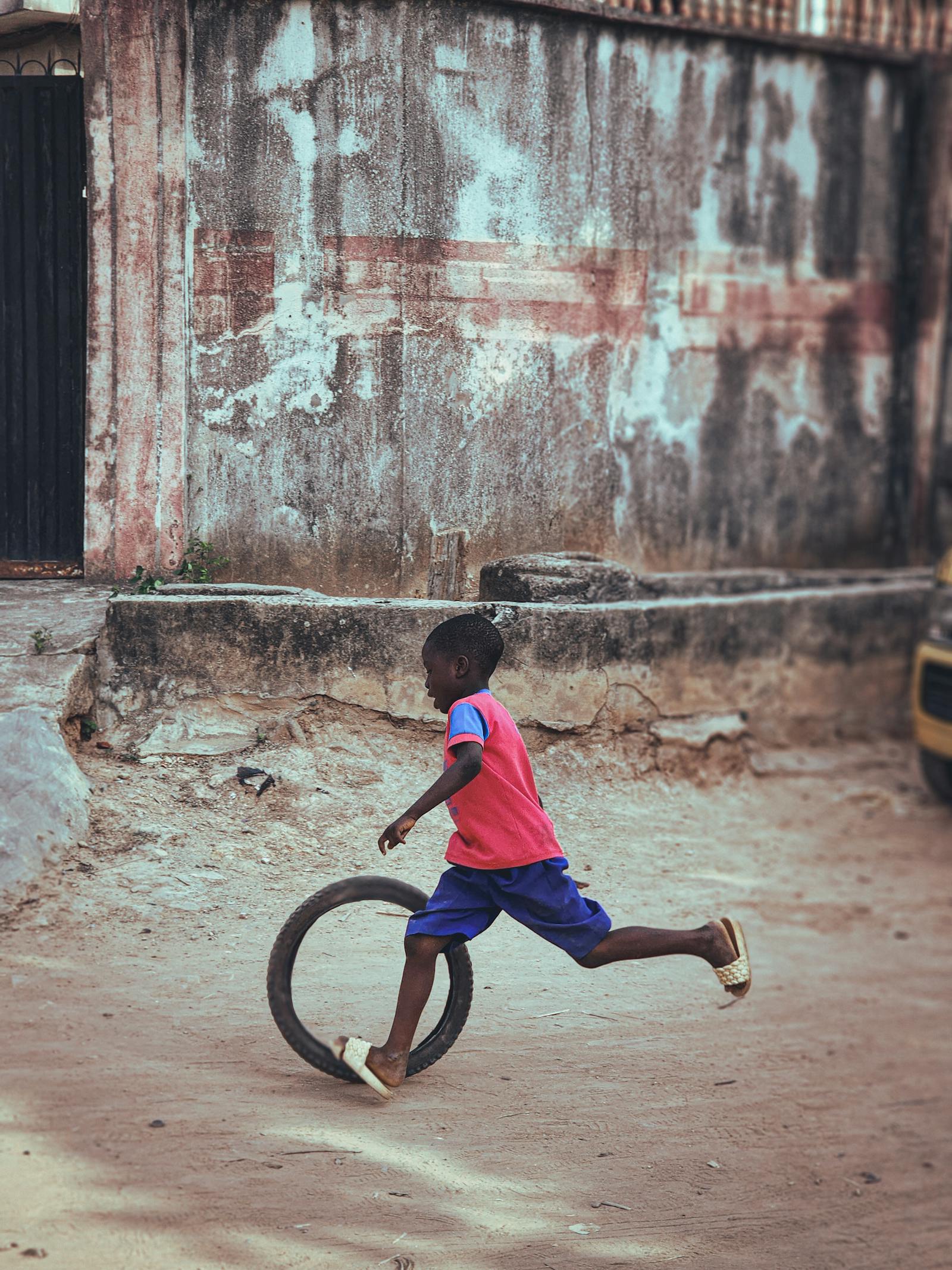 Running Boy Photos, Download The BEST Free Running Boy Stock Photos ...