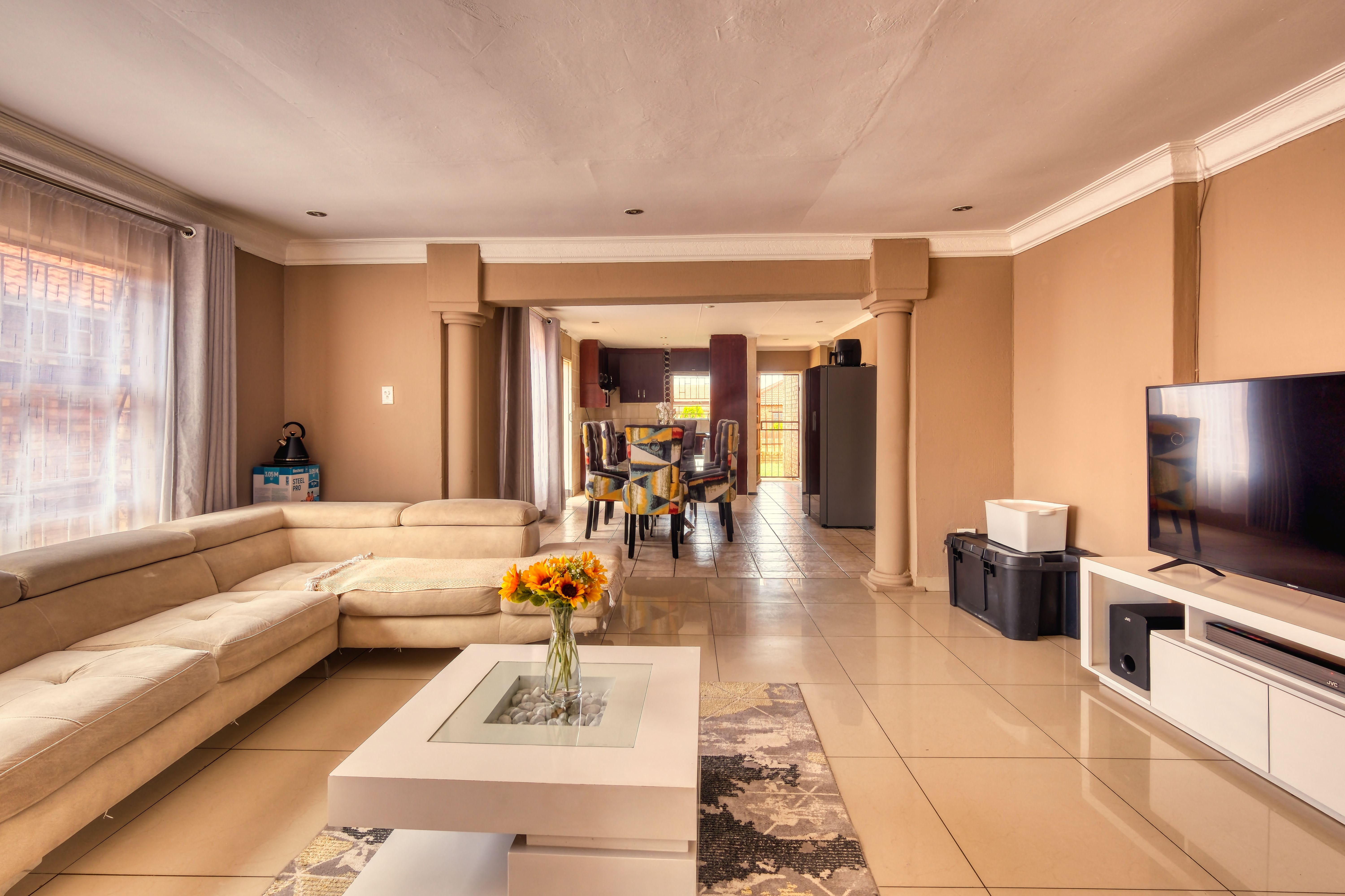 Spacious Modern Living Room with Open Floor Plan · Free Stock Photo