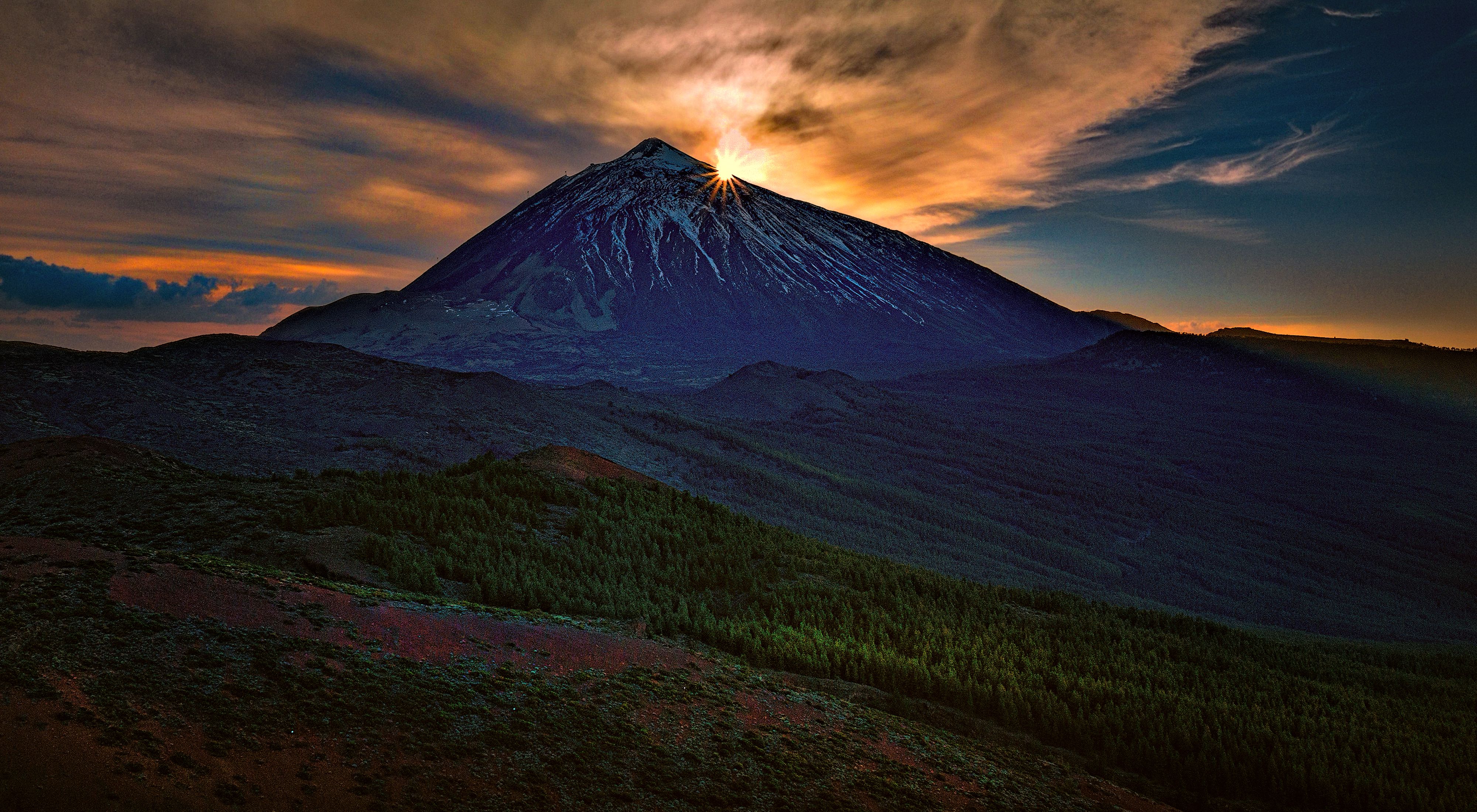Majestic Sunset Over Mount Teide Volcano · Free Stock Photo
