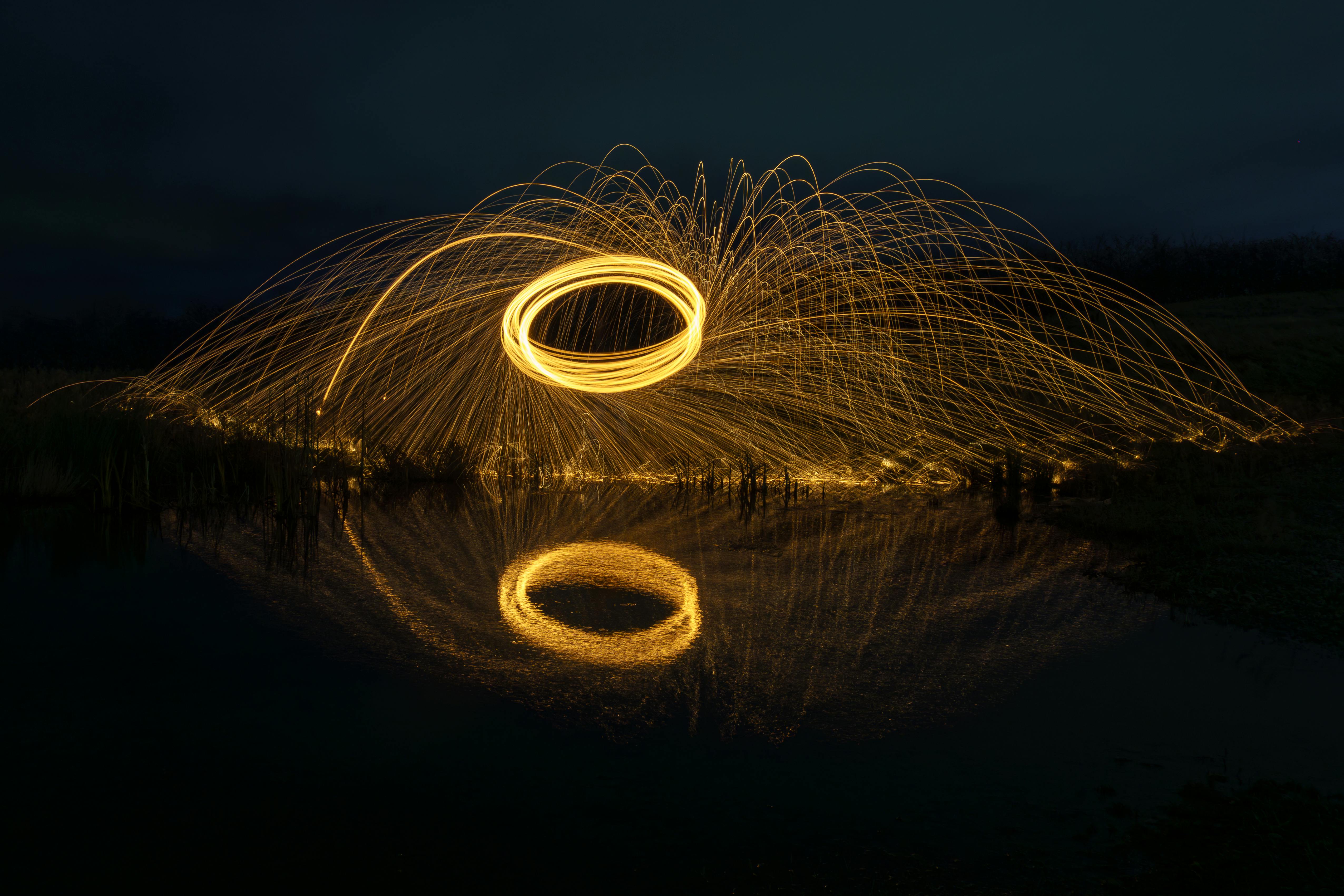 Stunning Night Wire Wool Photography in Leeds · Free Stock Photo