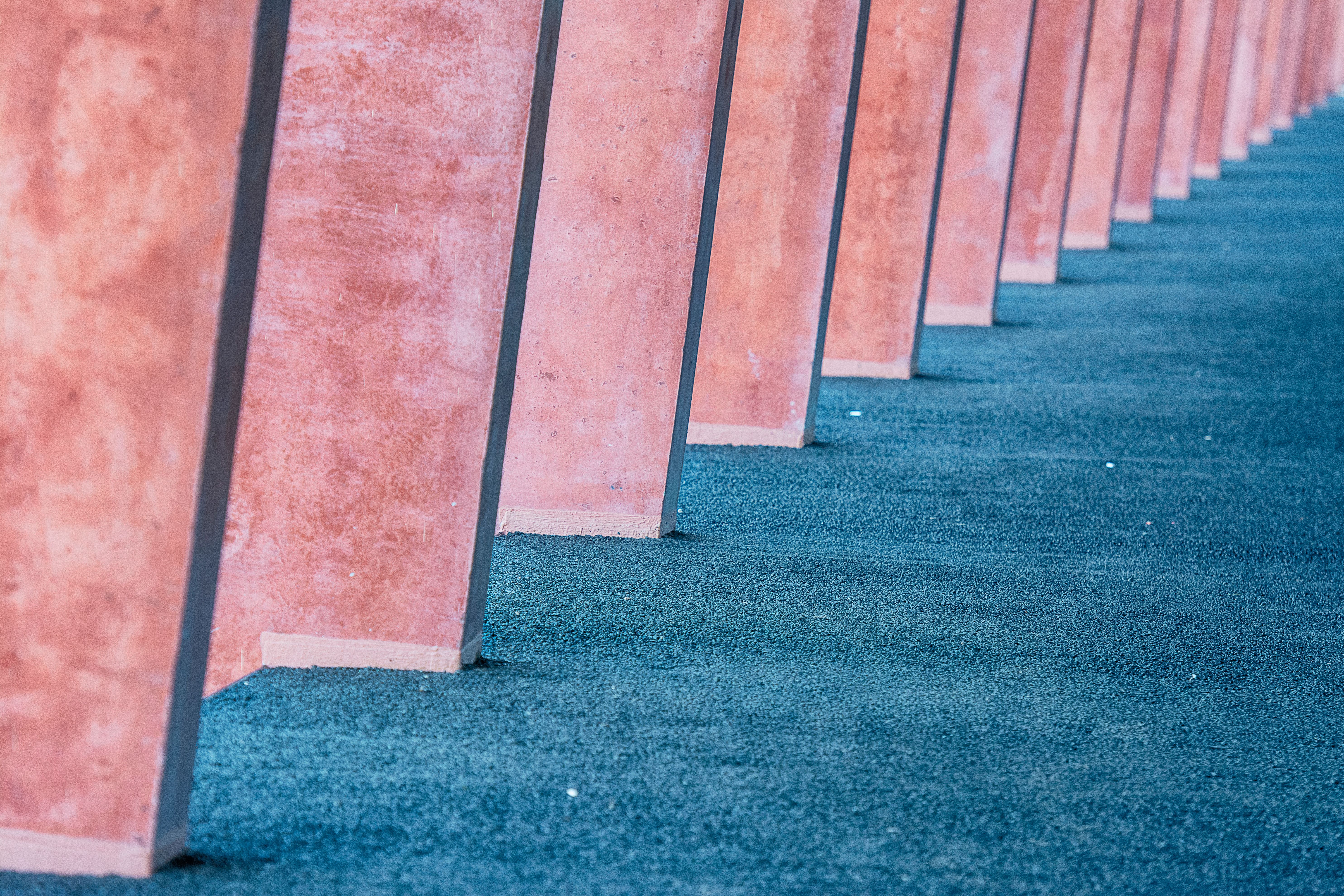 Minimalist Perspective of Abstract Architectural Pillars · Free Stock Photo