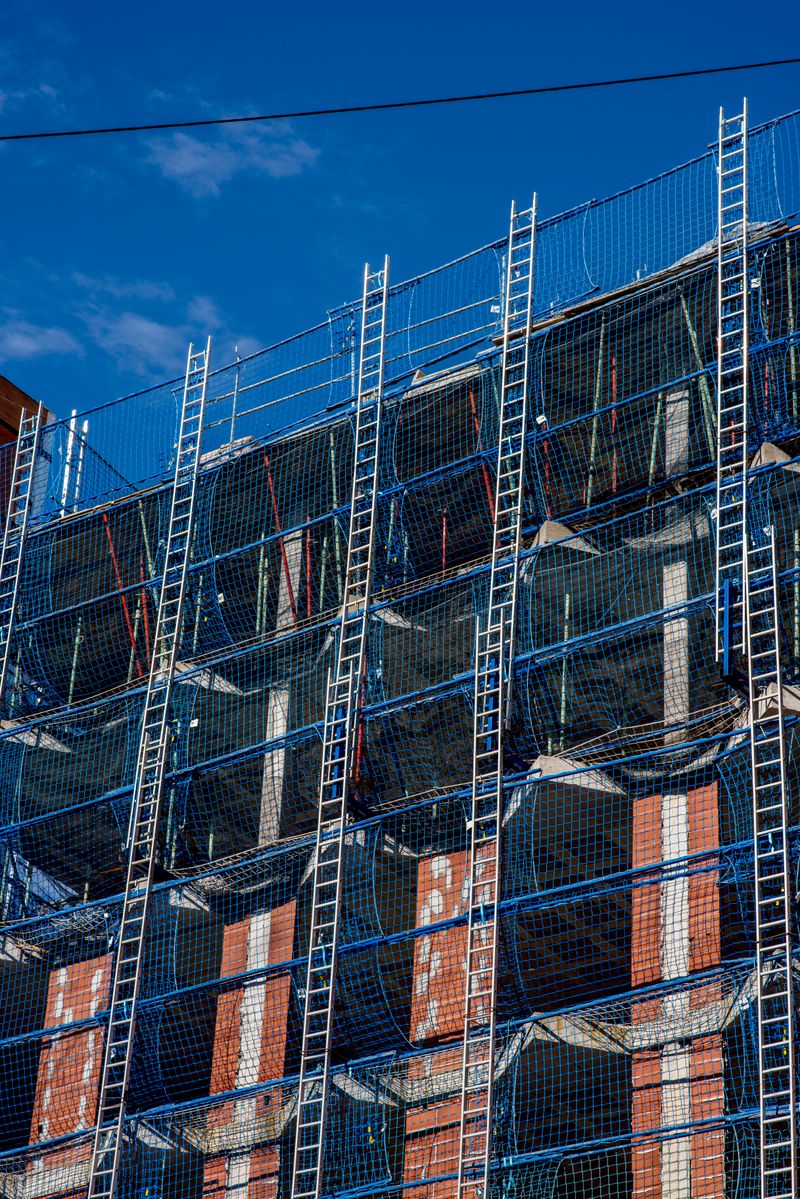 Scaffolding Photos, Download The BEST Free Scaffolding Stock Photos ...