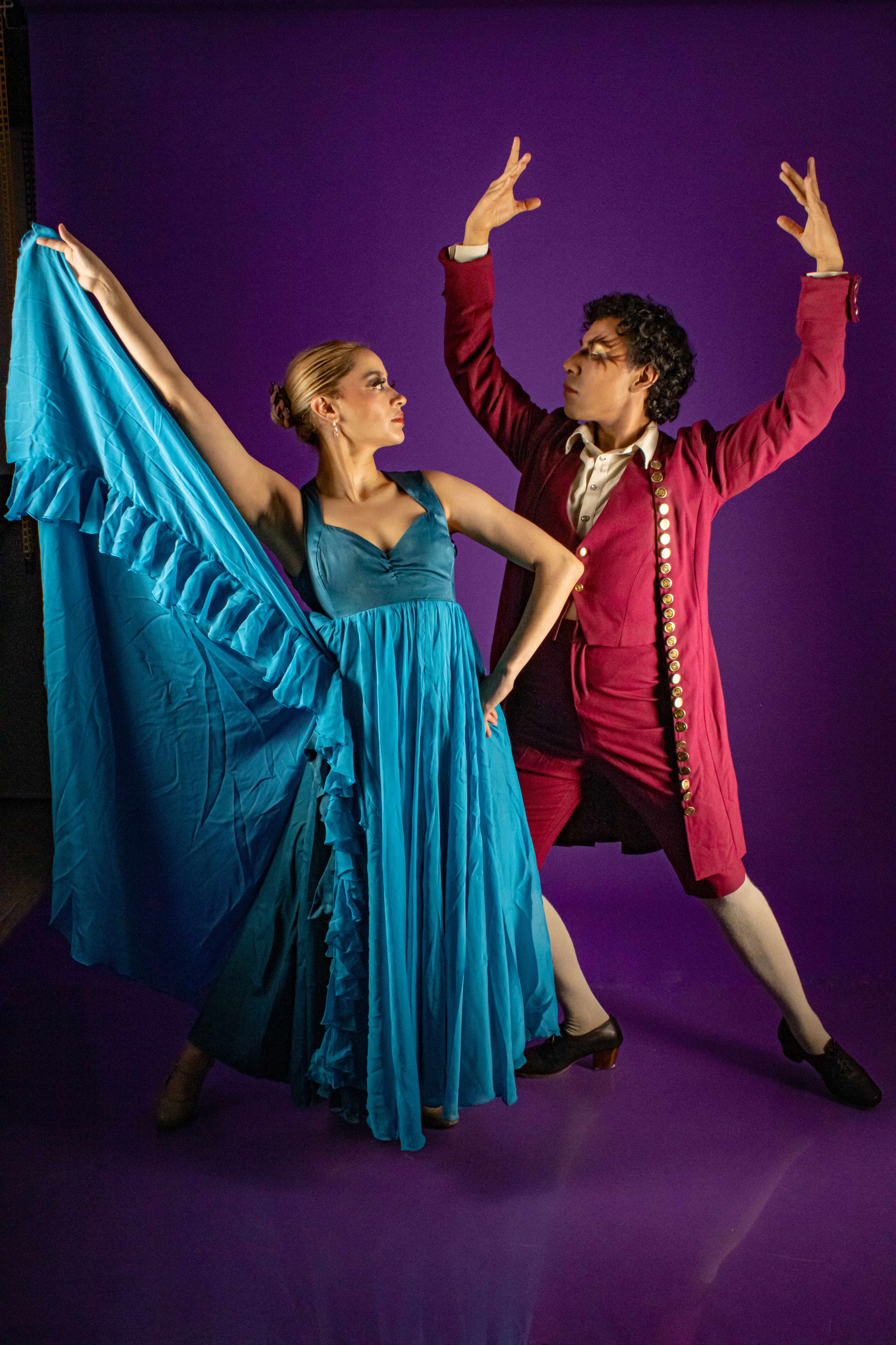 Elegant Dance Duo in Vibrant Attire · Free Stock Photo