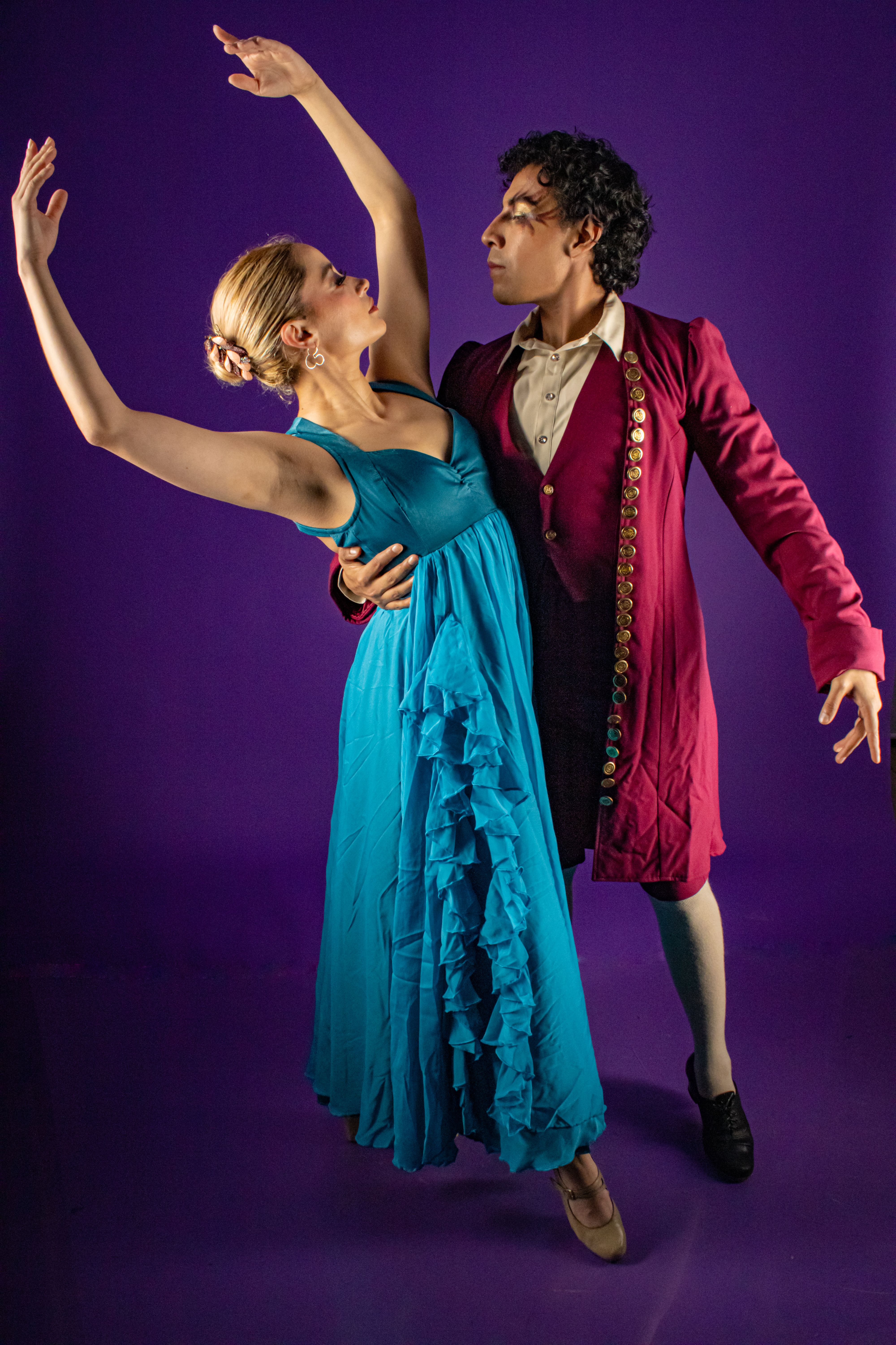 Elegant Dance Pair in Colorful Attire · Free Stock Photo