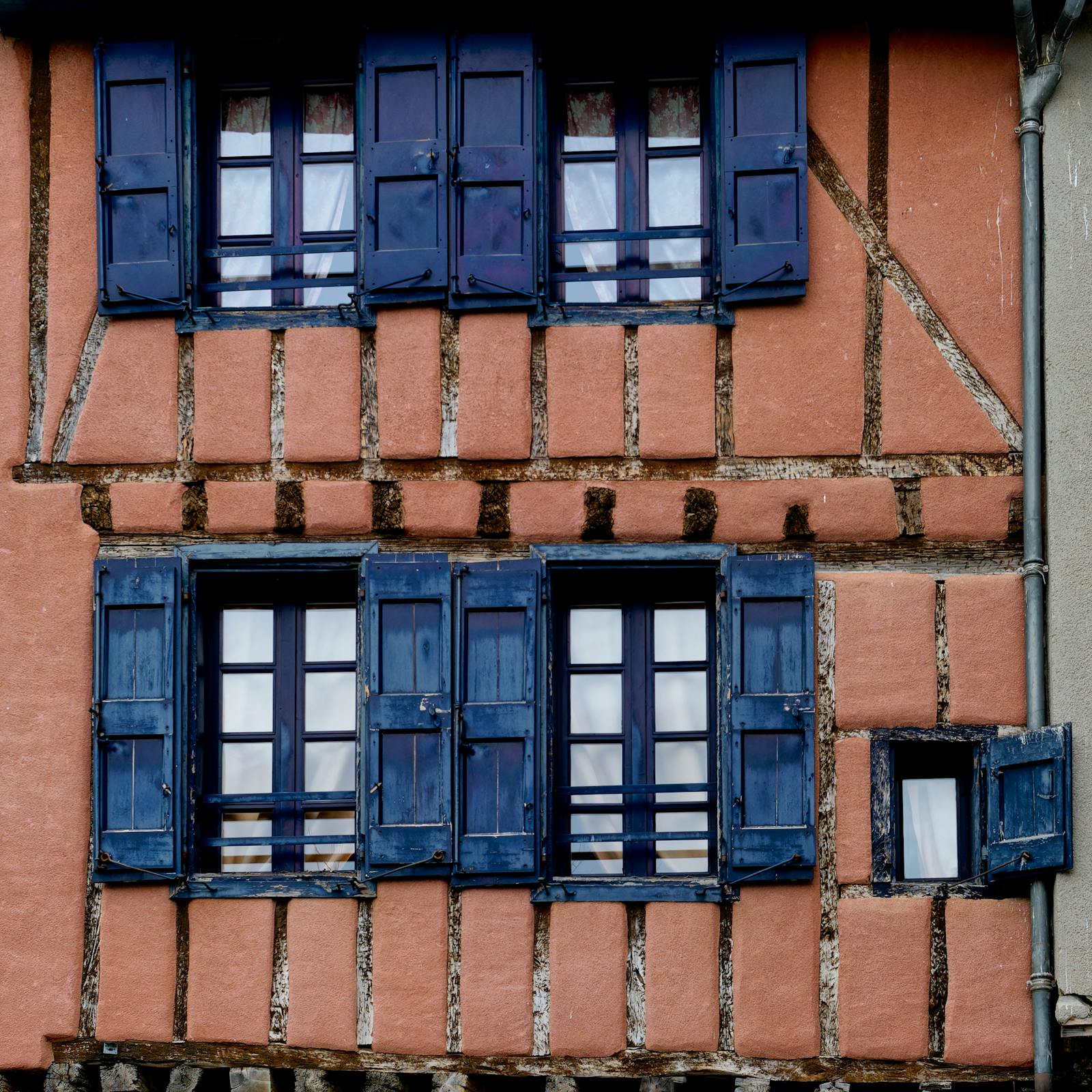 House Window Photos, Download The BEST Free House Window Stock Photos ...