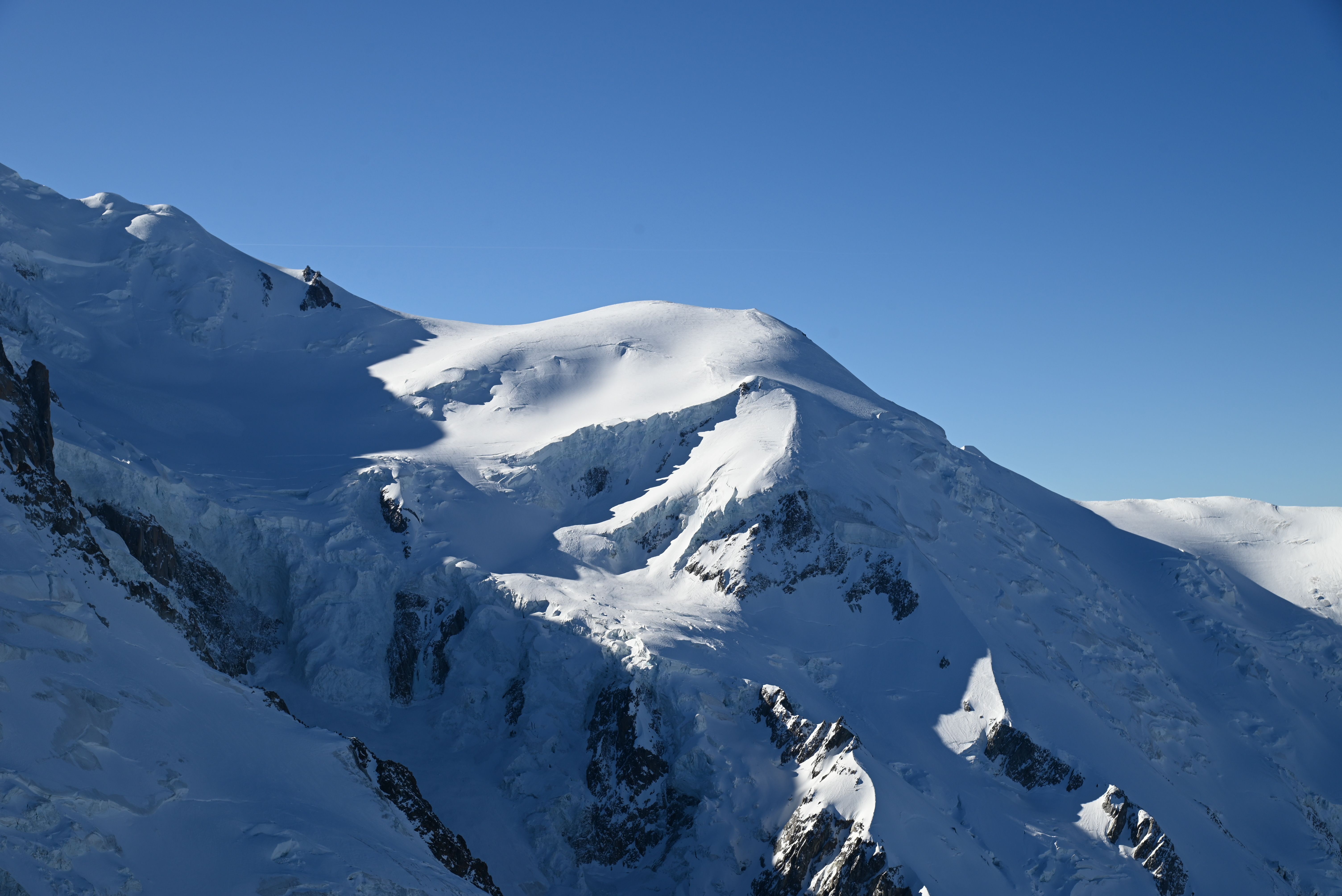 Majestic Mont Blanc Snow-Capped Peaks · Free Stock Photo