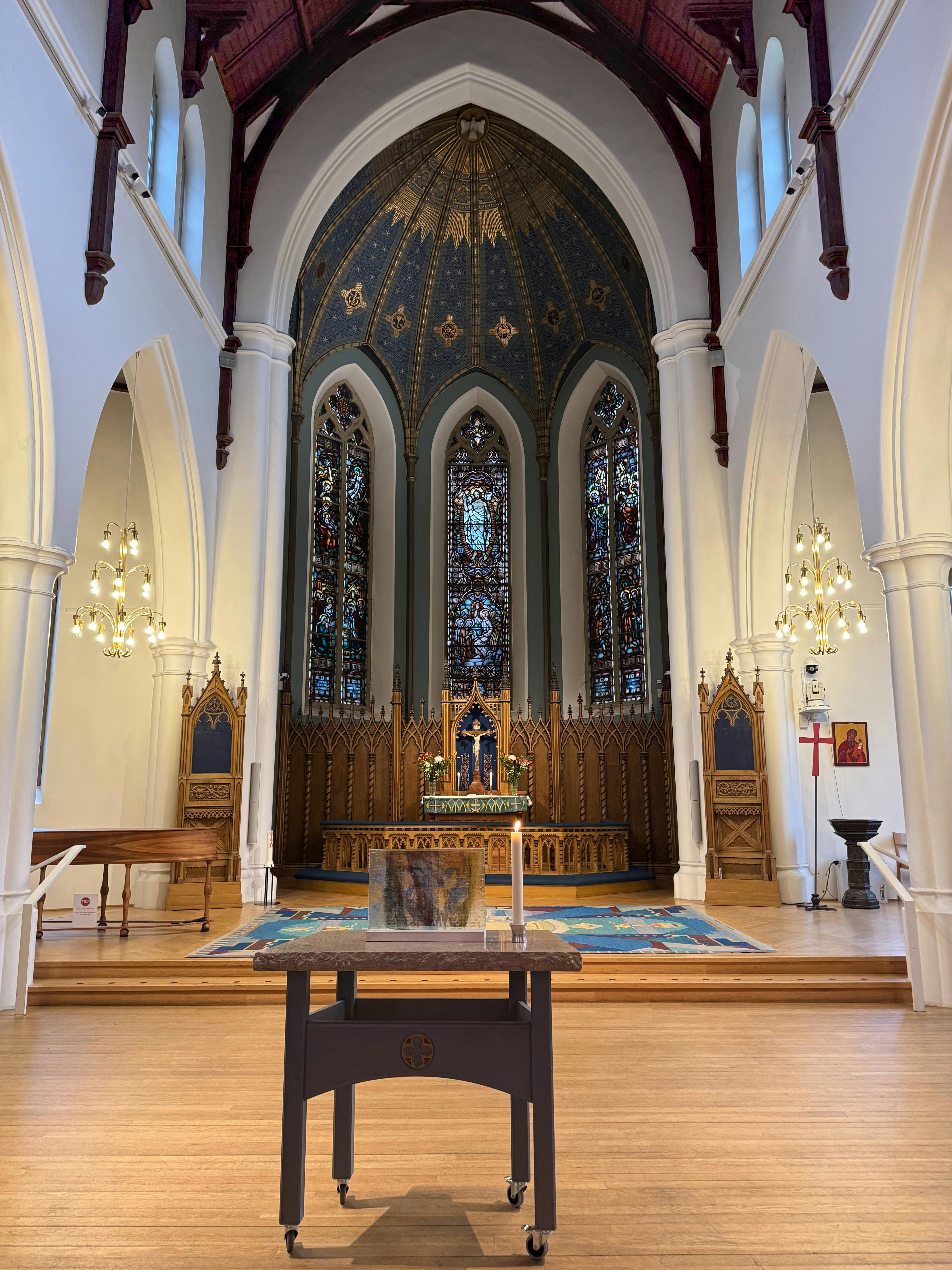 Elegant Interior of Historic Church in Göteborg · Free Stock Photo