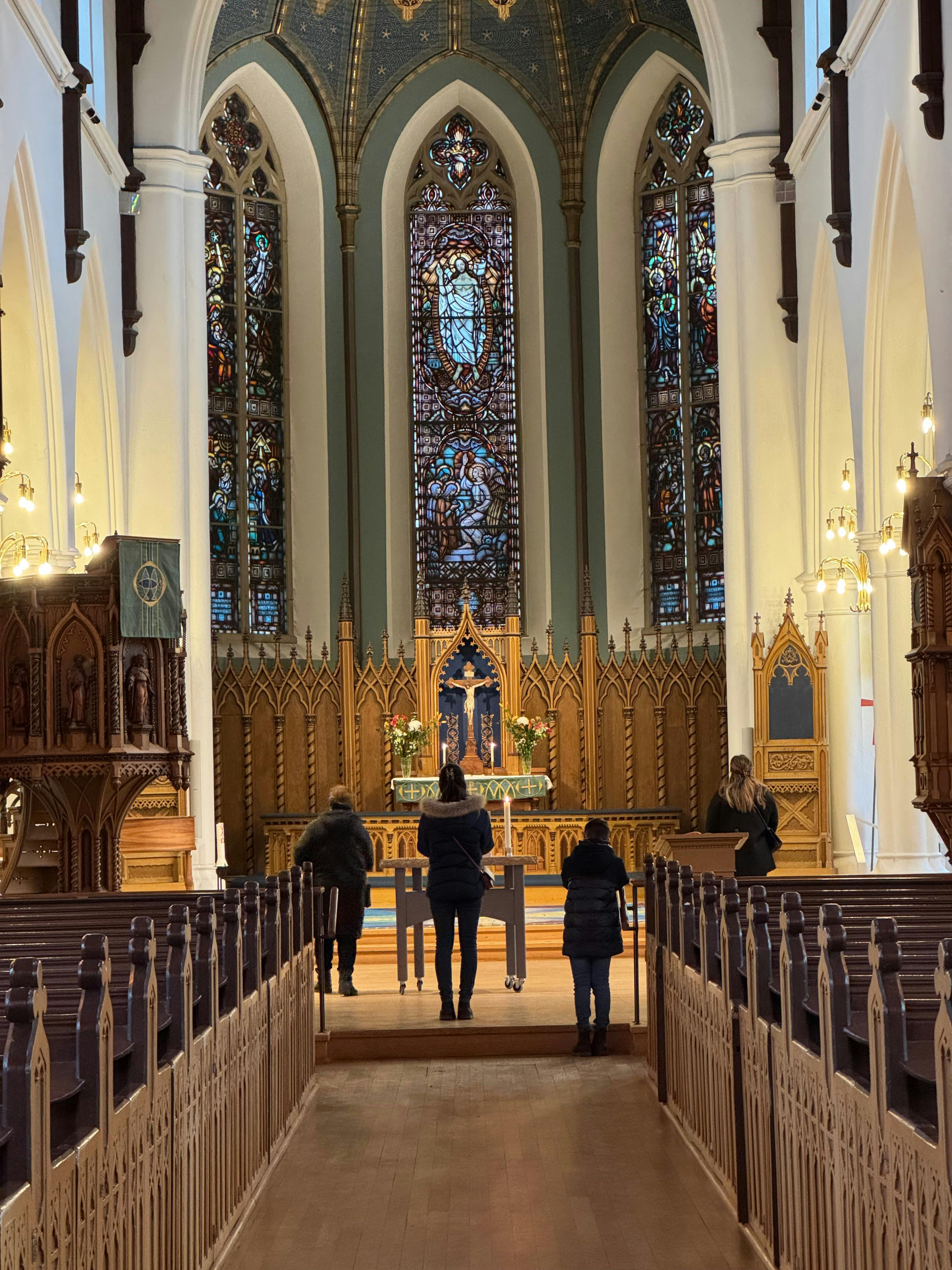 Beautiful Gothic Church Interior in Göteborg · Free Stock Photo