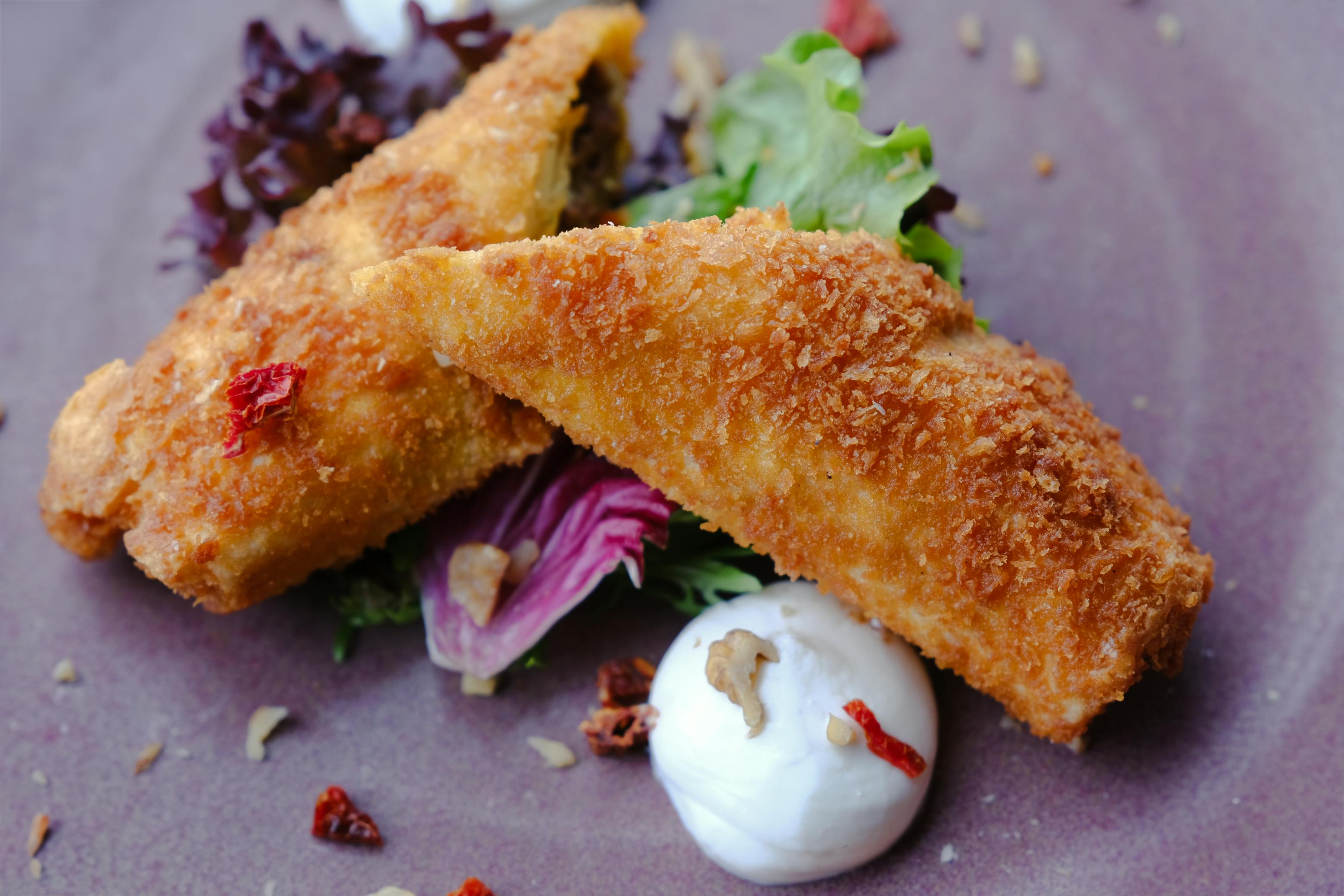 Crispy Fried Food Plating in Istanbul Restaurant · Free Stock Photo