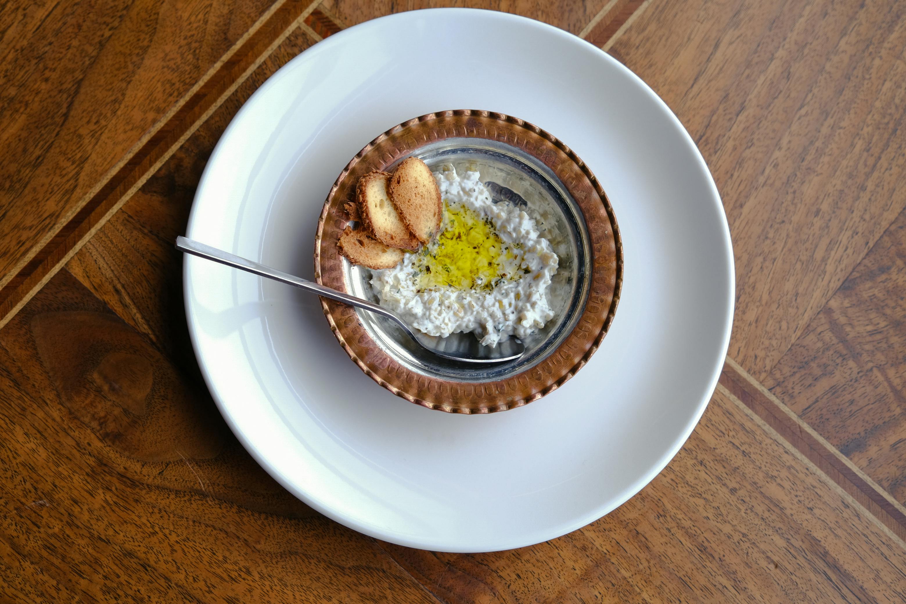 Traditional Turkish Mezze with Olive Oil and Crackers · Free Stock Photo