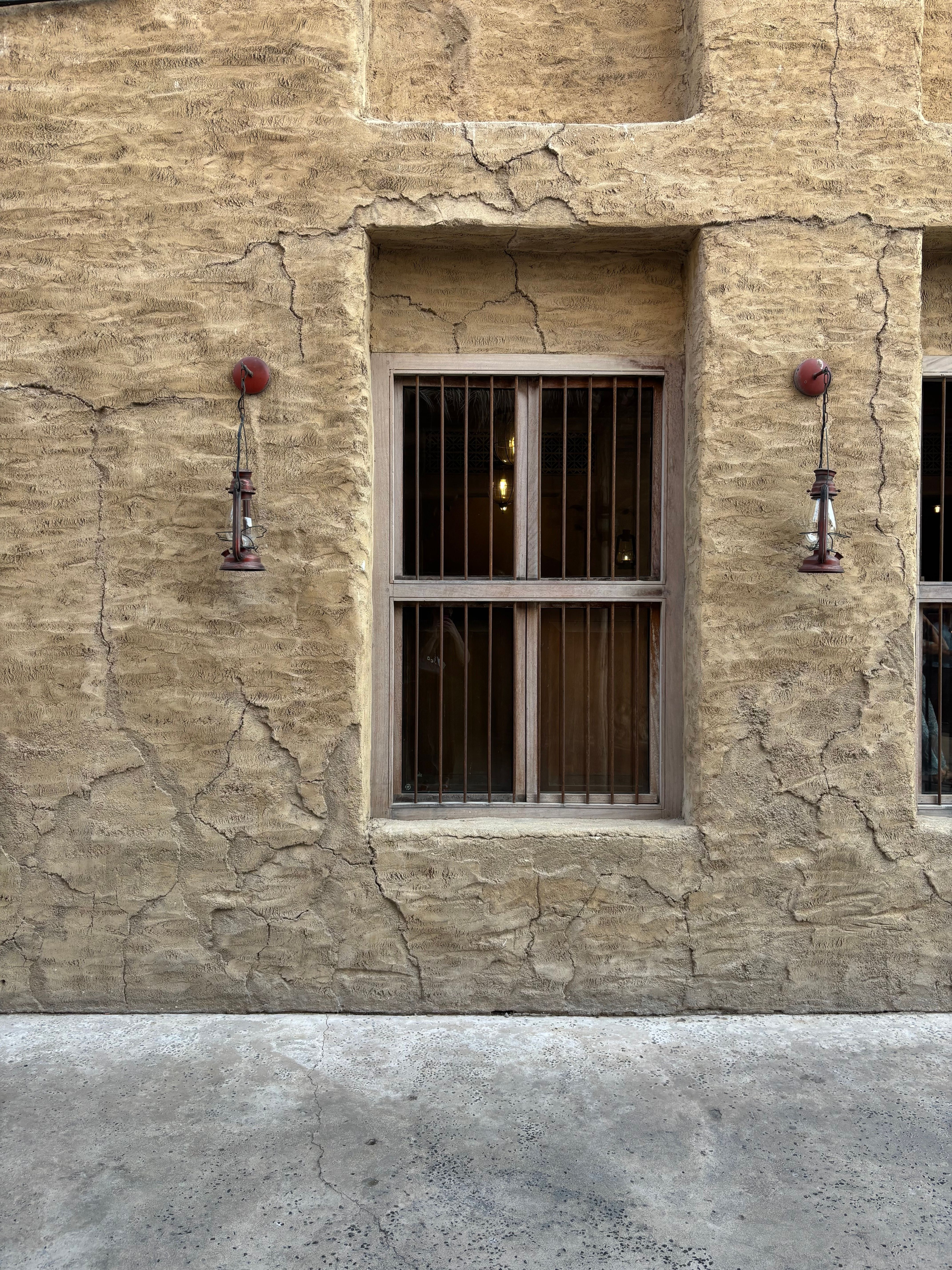 Traditional Middle Eastern Architecture Window View · Free Stock Photo