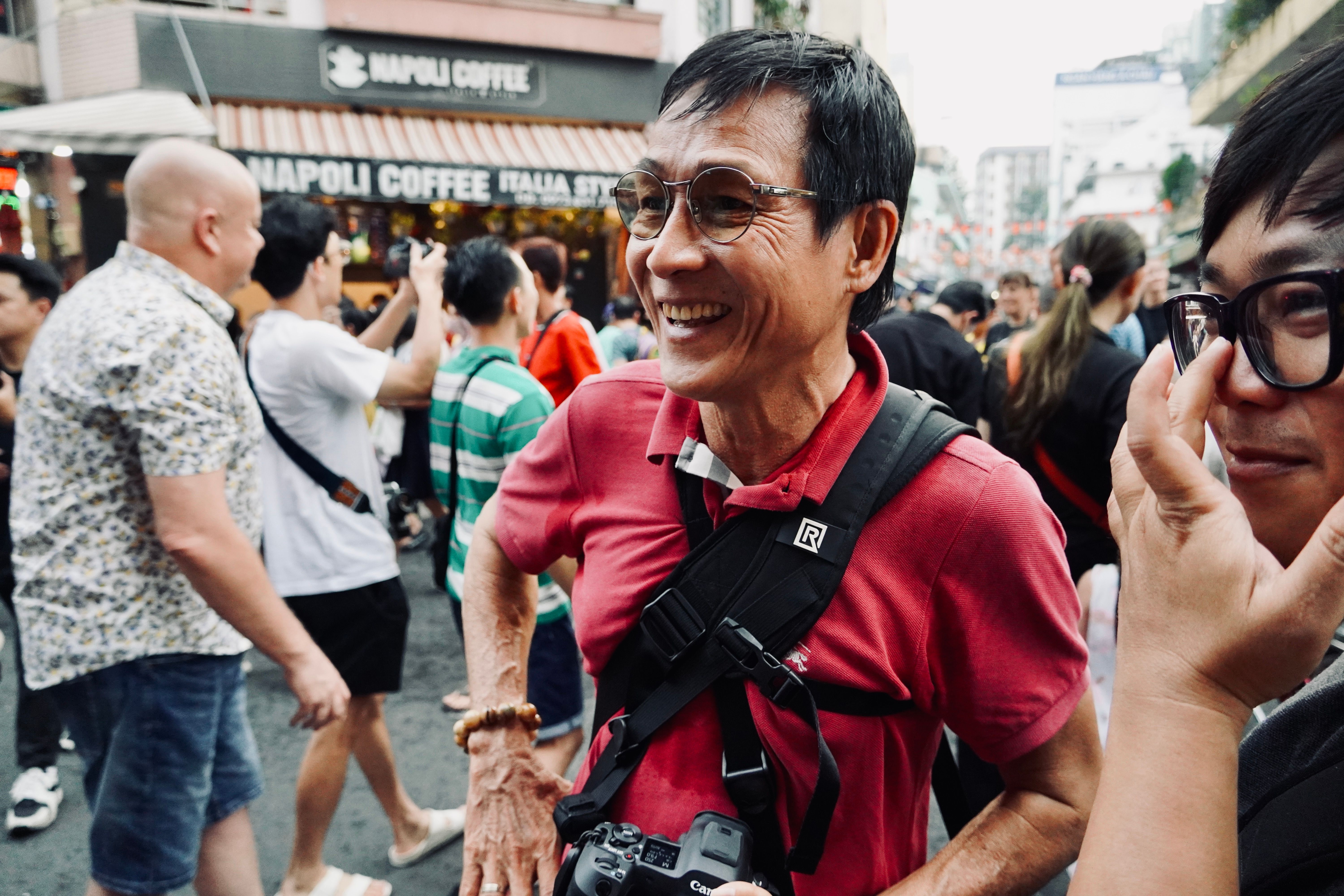 Street Smiles Photos, Download The BEST Free Street Smiles Stock Photos ...