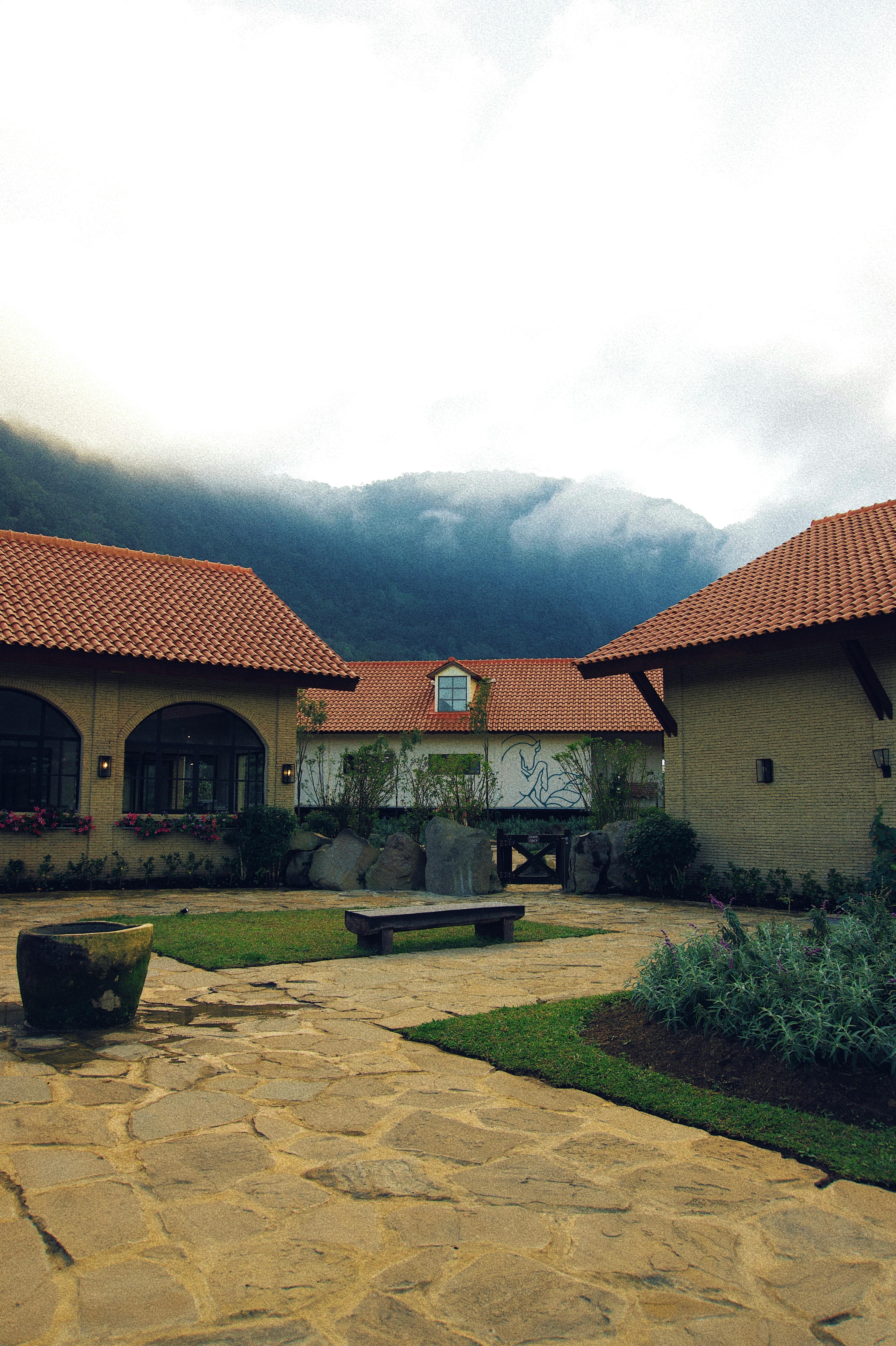 Charming Traditional Farmhouse in Bali · Free Stock Photo