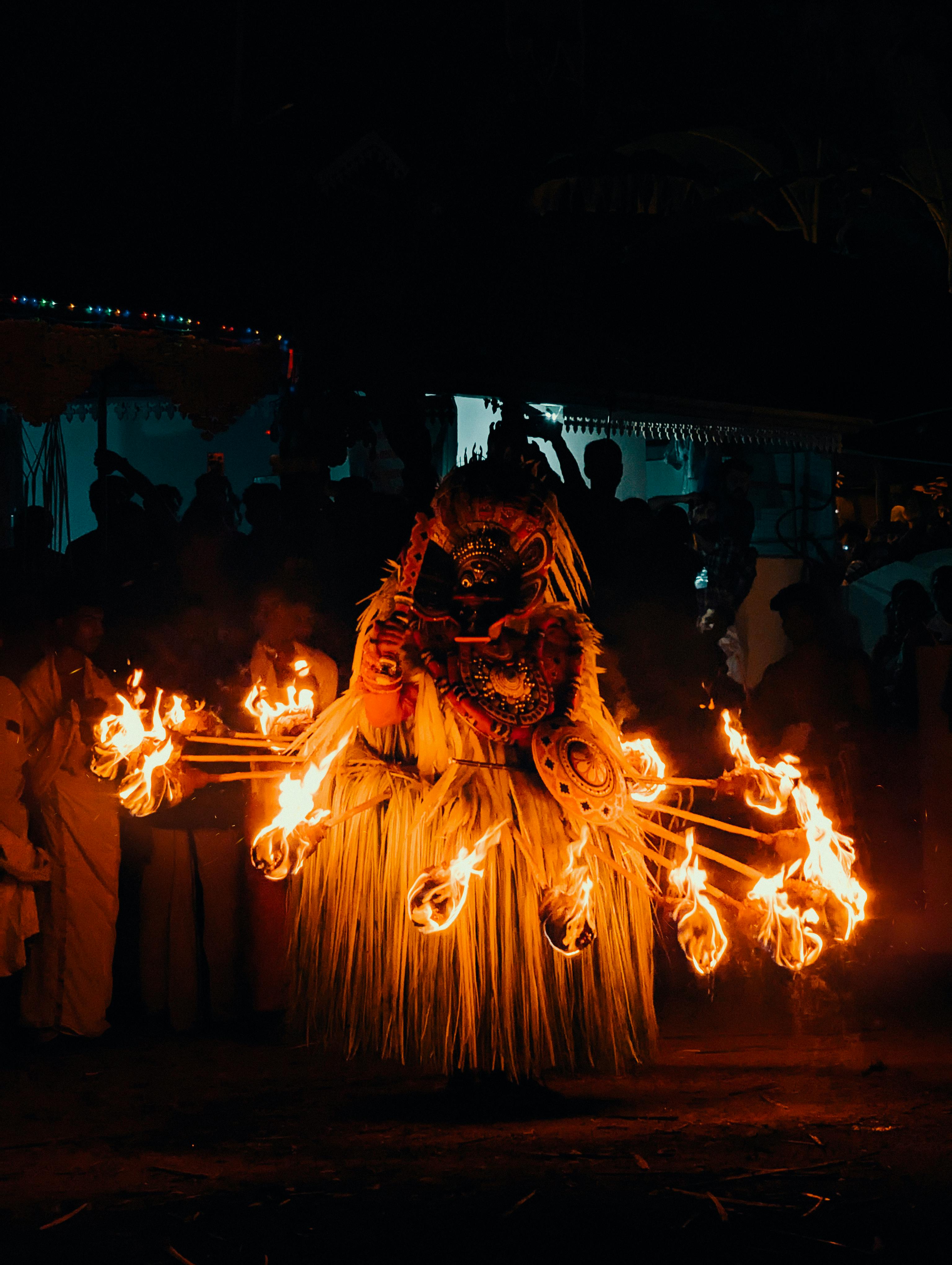 Kerala Theyyam Photos, Download The BEST Free Kerala Theyyam Stock ...