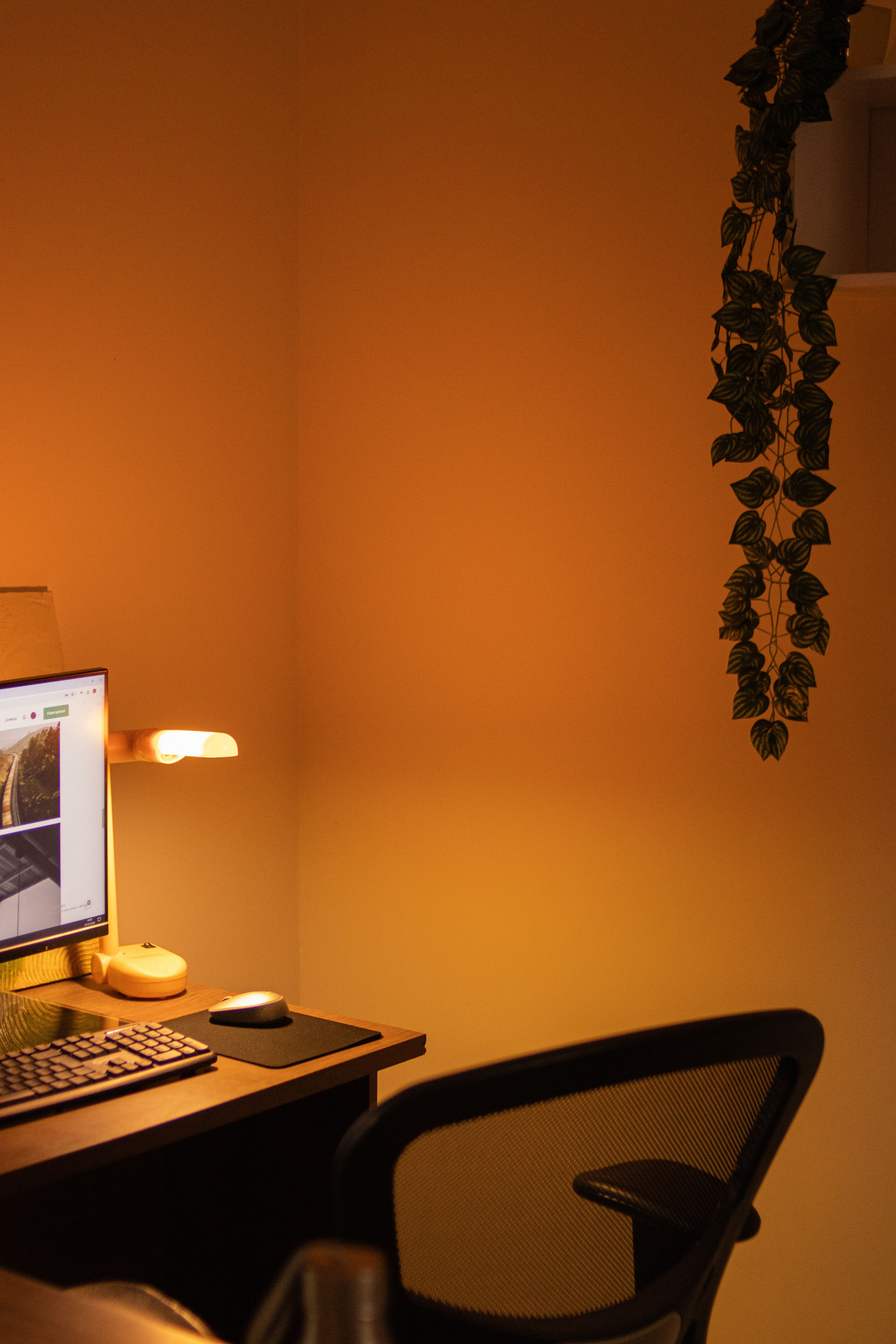 Cozy Home Office Setup with Warm Lighting · Free Stock Photo