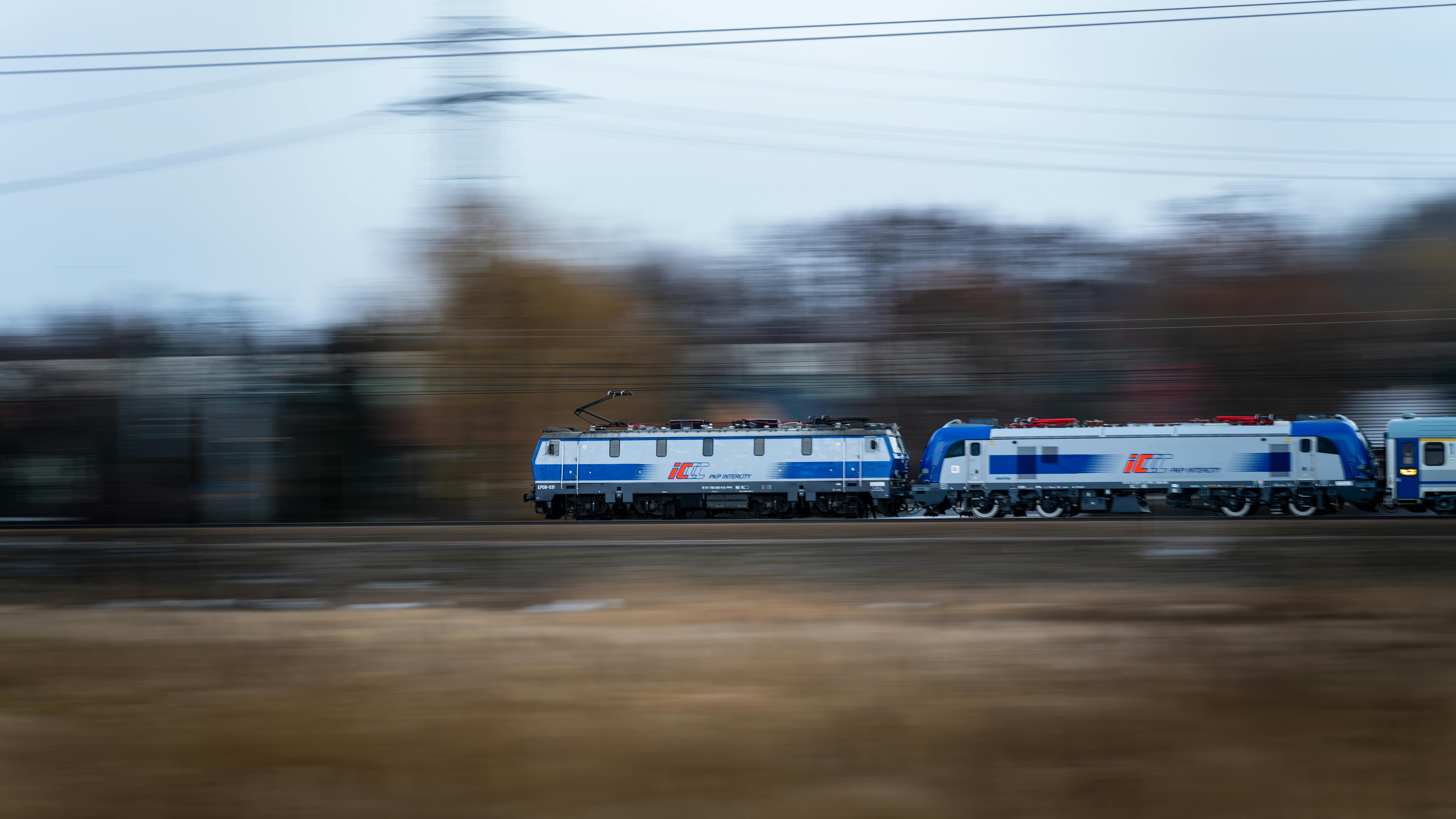 Fast Moving Train Photos, Download The BEST Free Fast Moving Train ...