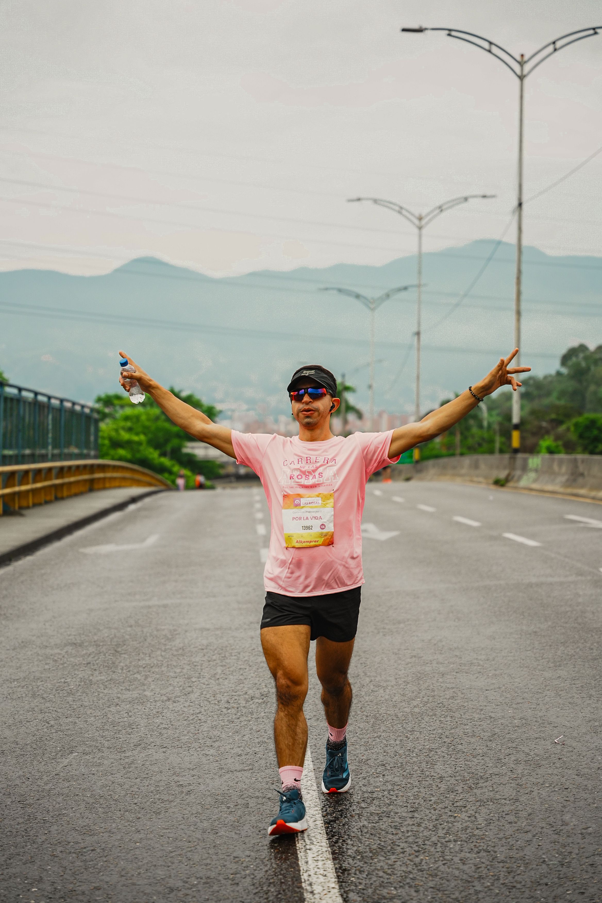 Running Men With Street Photos, Download The BEST Free Running Men With ...