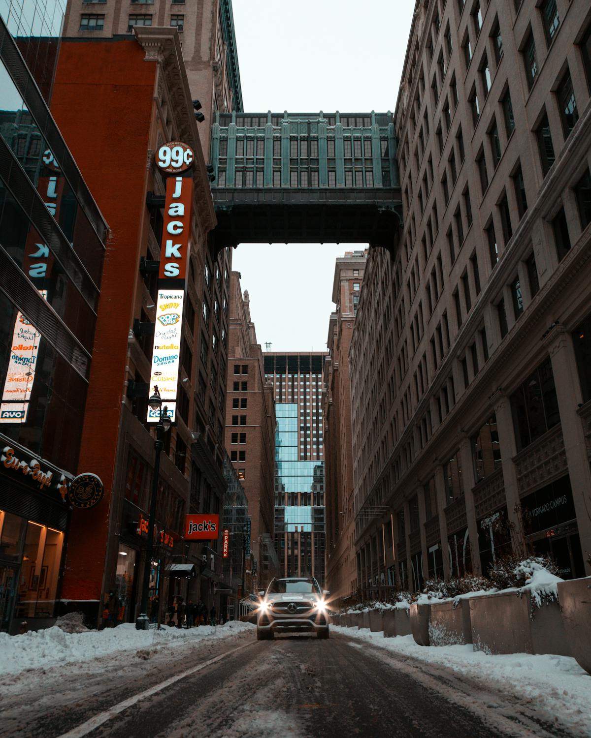 Busy Street Photos, Download The BEST Free Busy Street Stock Photos ...