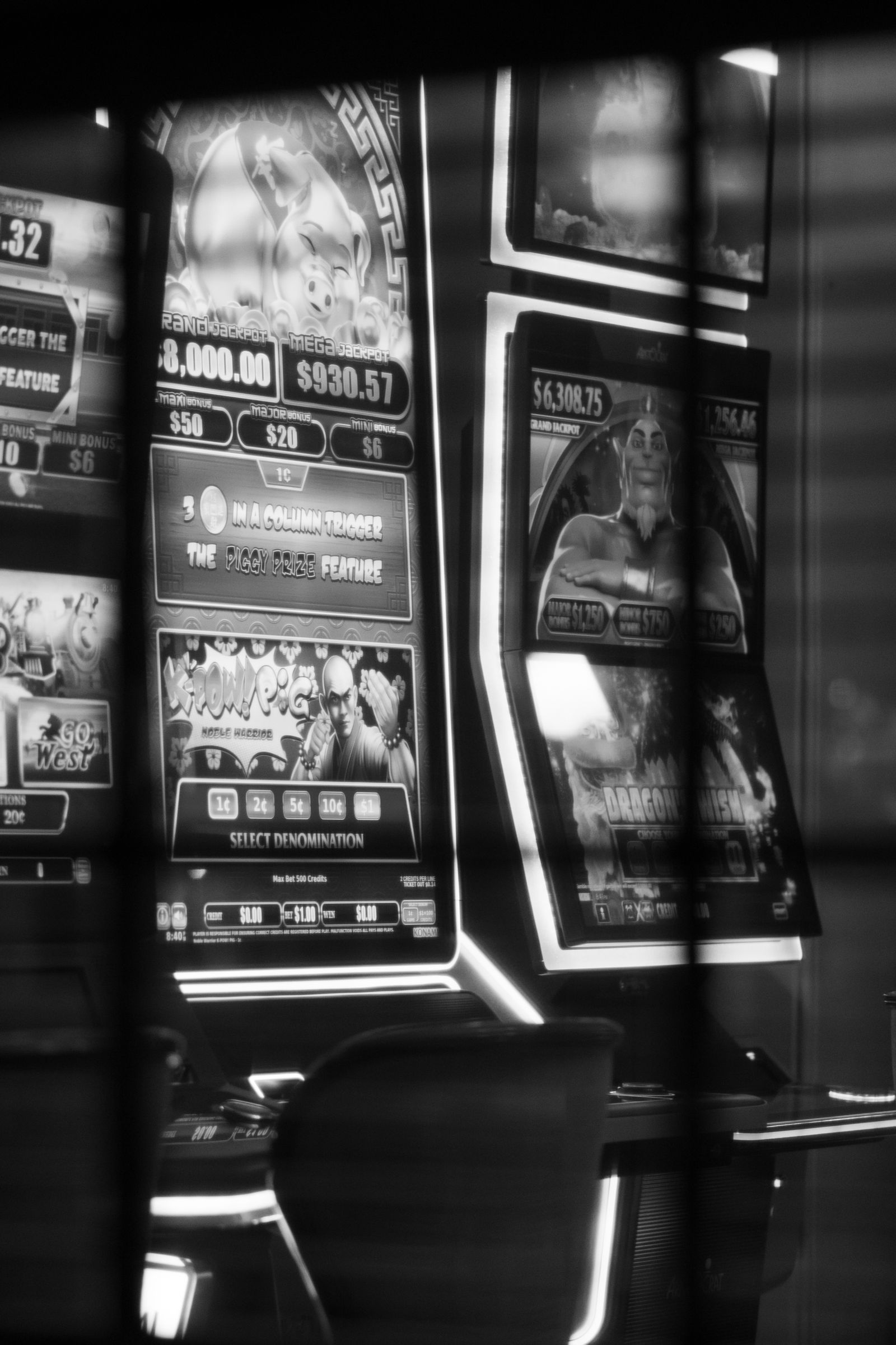 Slot Machines Photos, Download The BEST Free Slot Machines Stock Photos ...