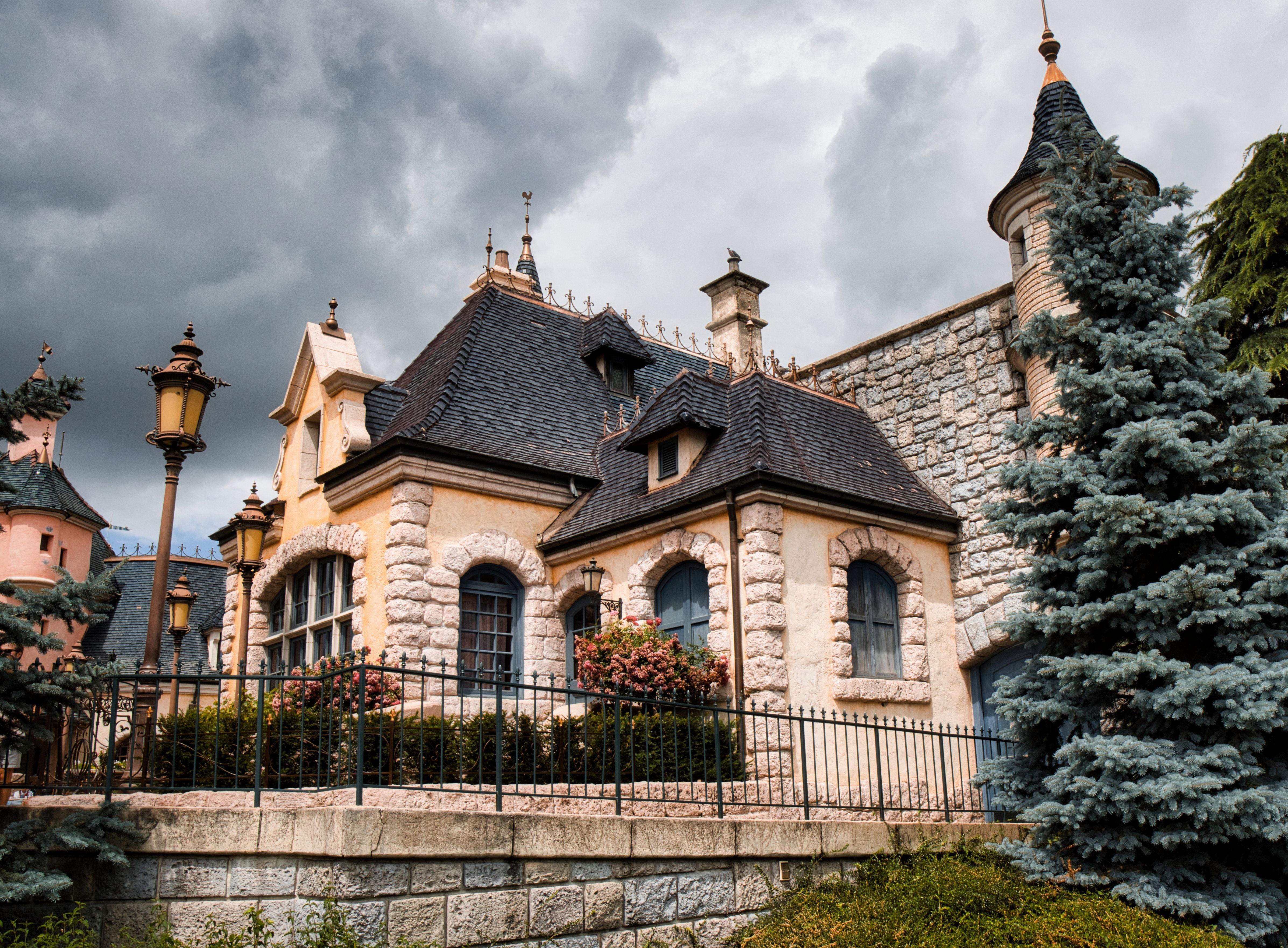 Enchanting French Stonescape in Paris · Free Stock Photo
